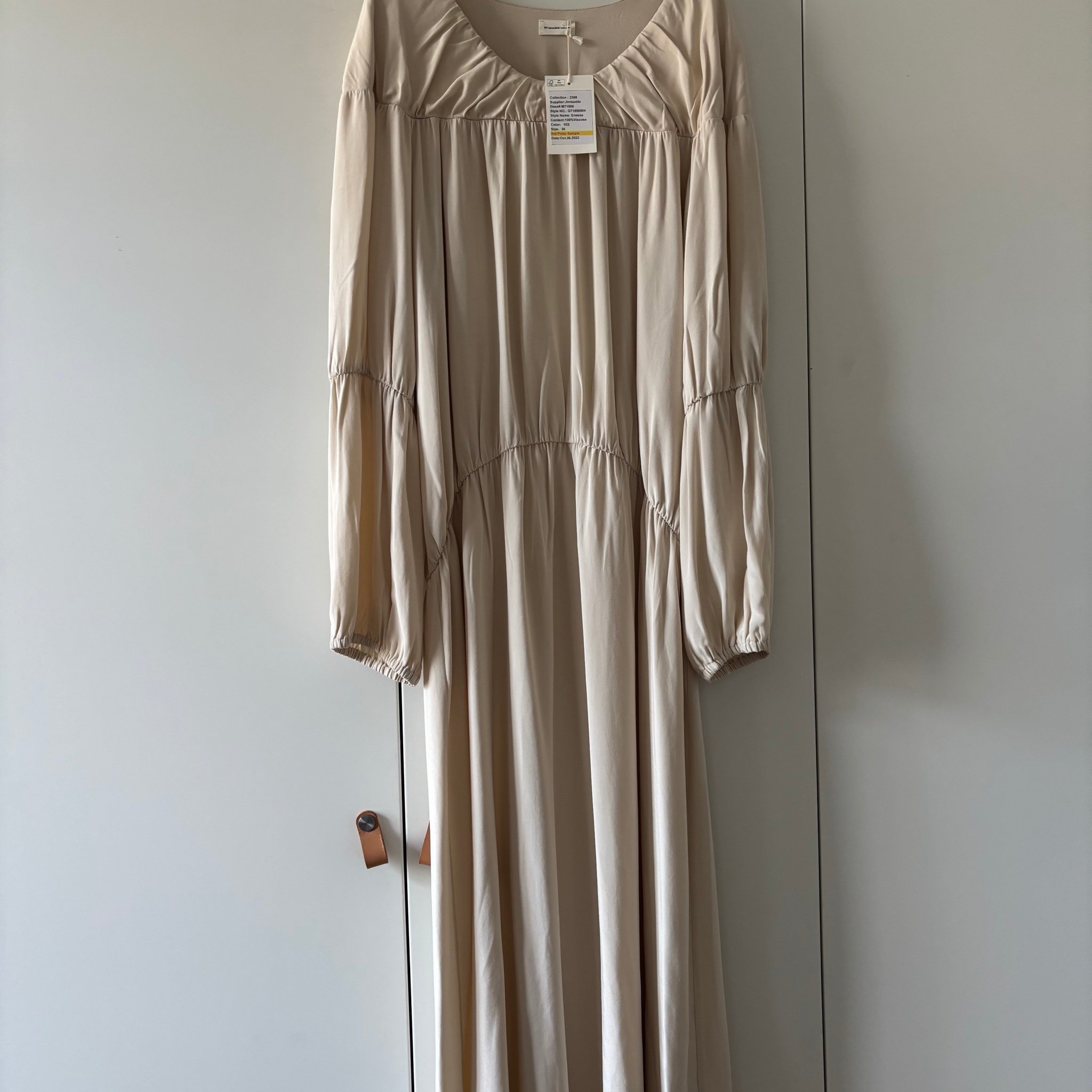 By Malene Birger “Enessa” klänning – sample, st.. | Köp på Tradera ...