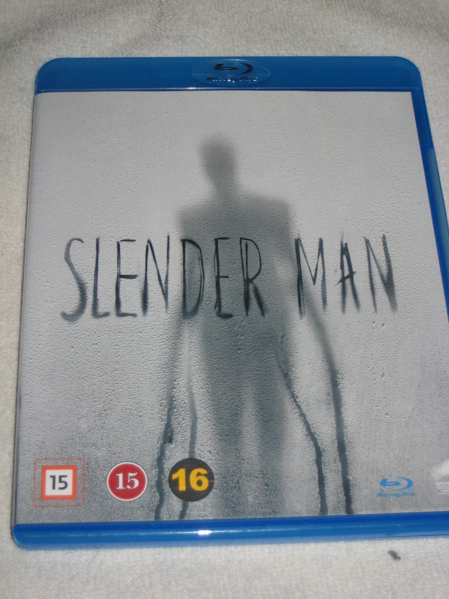 SLENDER MAN (SWEDISH TEXT) | Köp på Tradera (703019020)