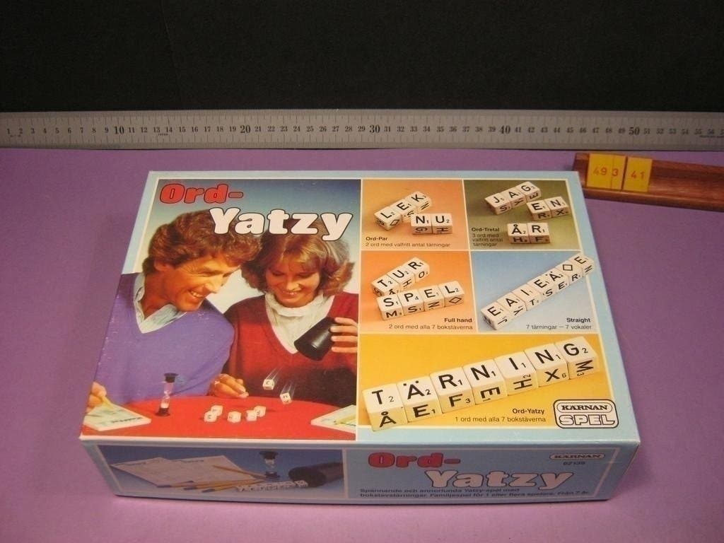 Ord Yatzy, versionen med den mindre asken, äldr.. | Köp på Tradera ...