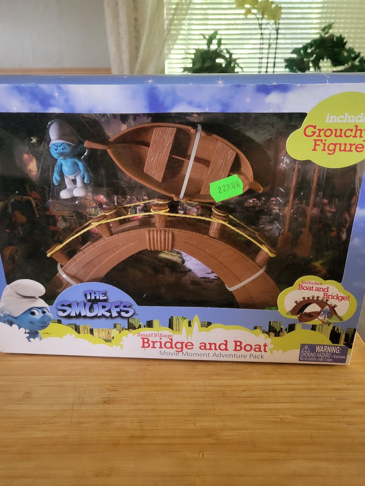 Se produkter som liknar Smurf Village Bridge and Boat.. på Tradera ...