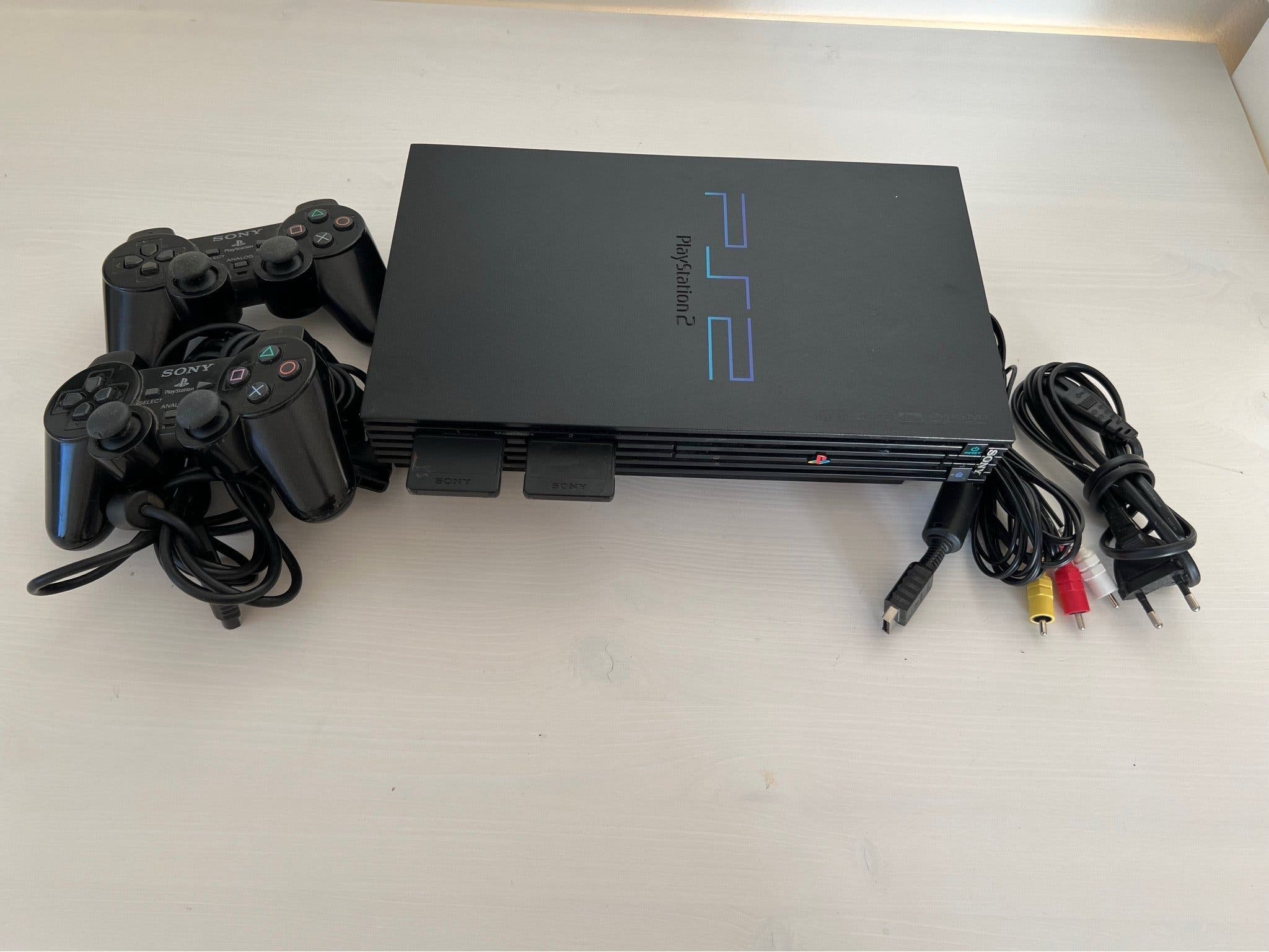 Sony Playstation 2 Konsol PAL med 6 tillbehör m.. | Köp på Tradera ...