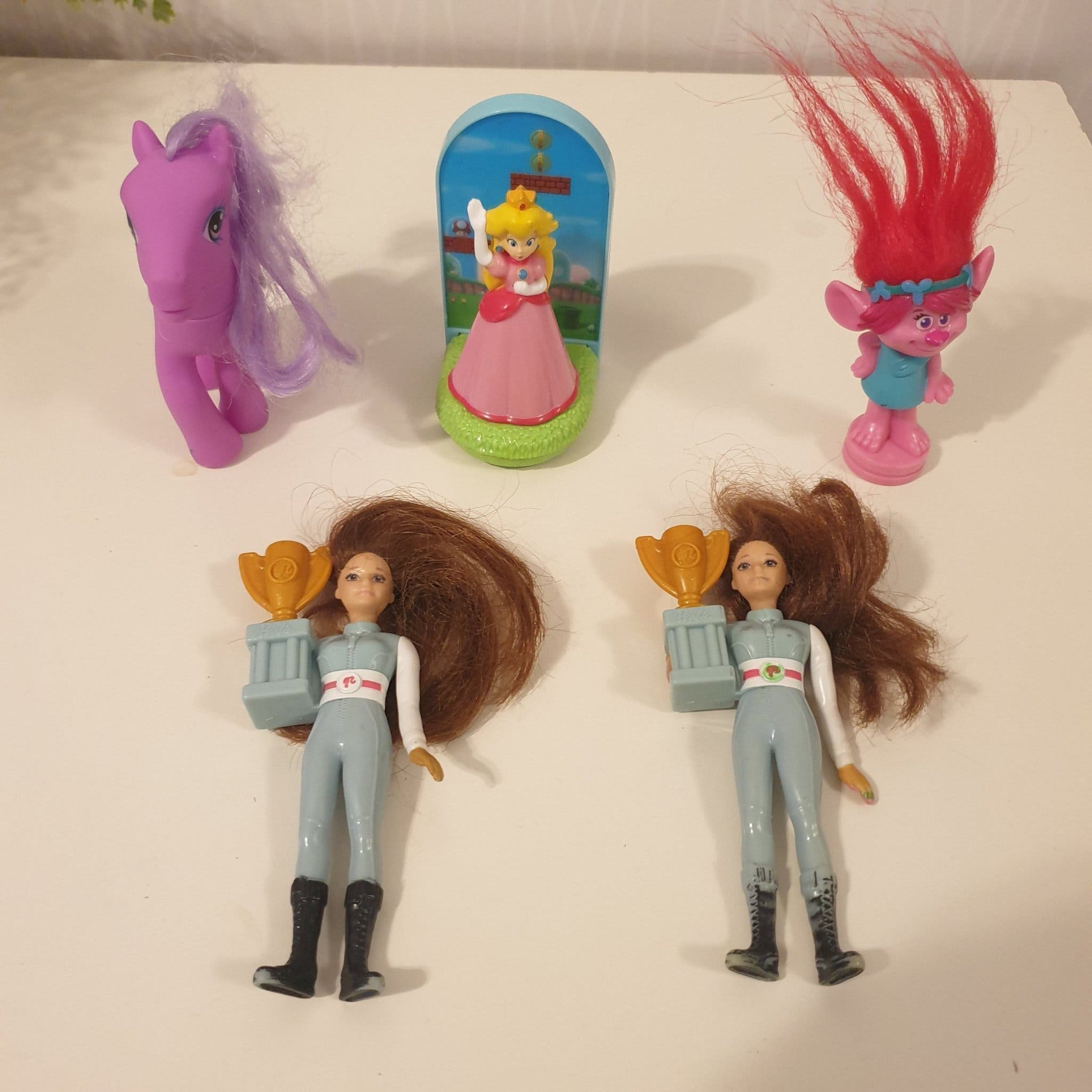 Leksakssamling med My Little Pony, Troll, Barbi.. | Köp på Tradera ...