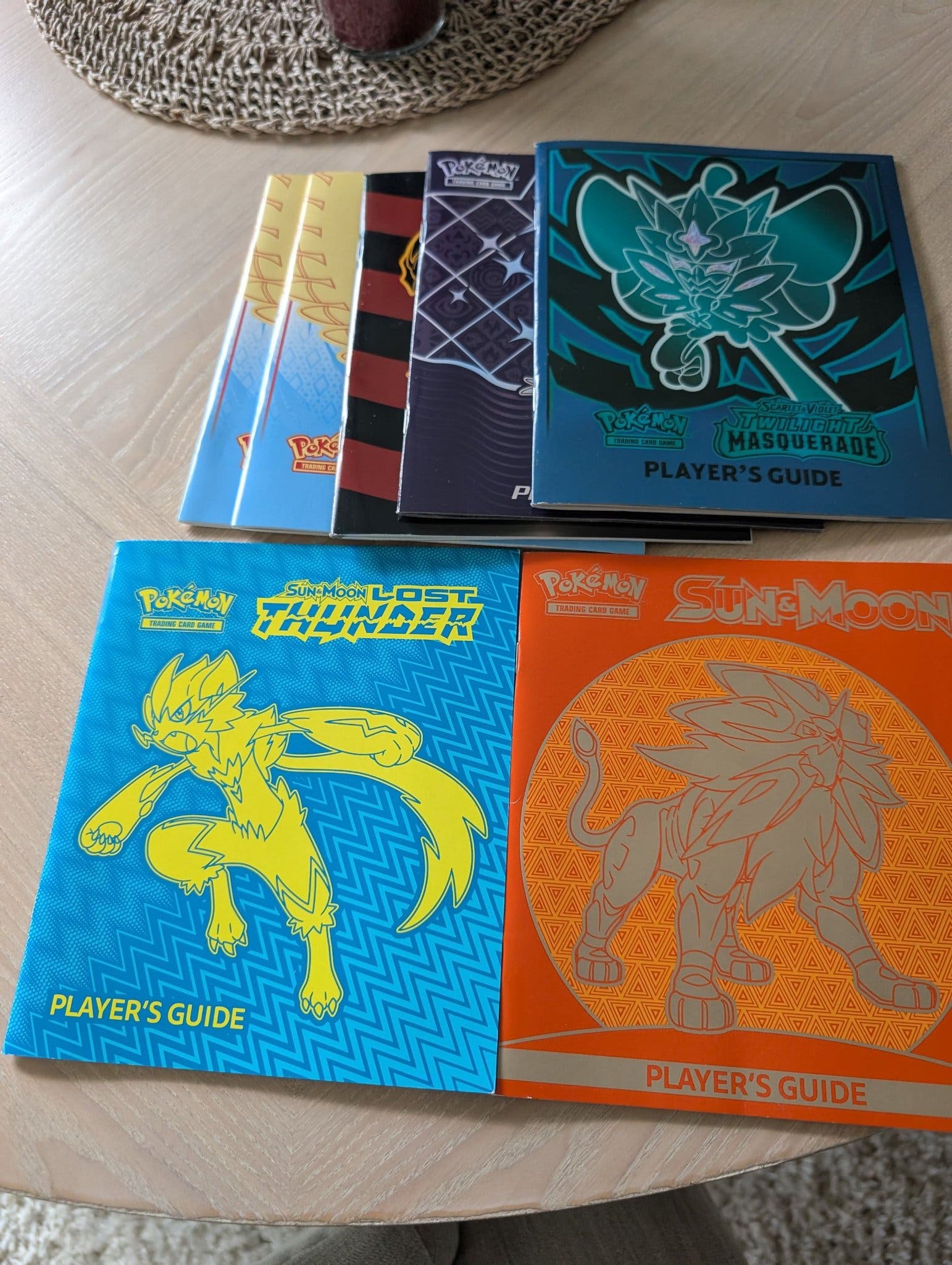 Pokemon players Guides Sun and moon | Köp på Tradera (699298889)