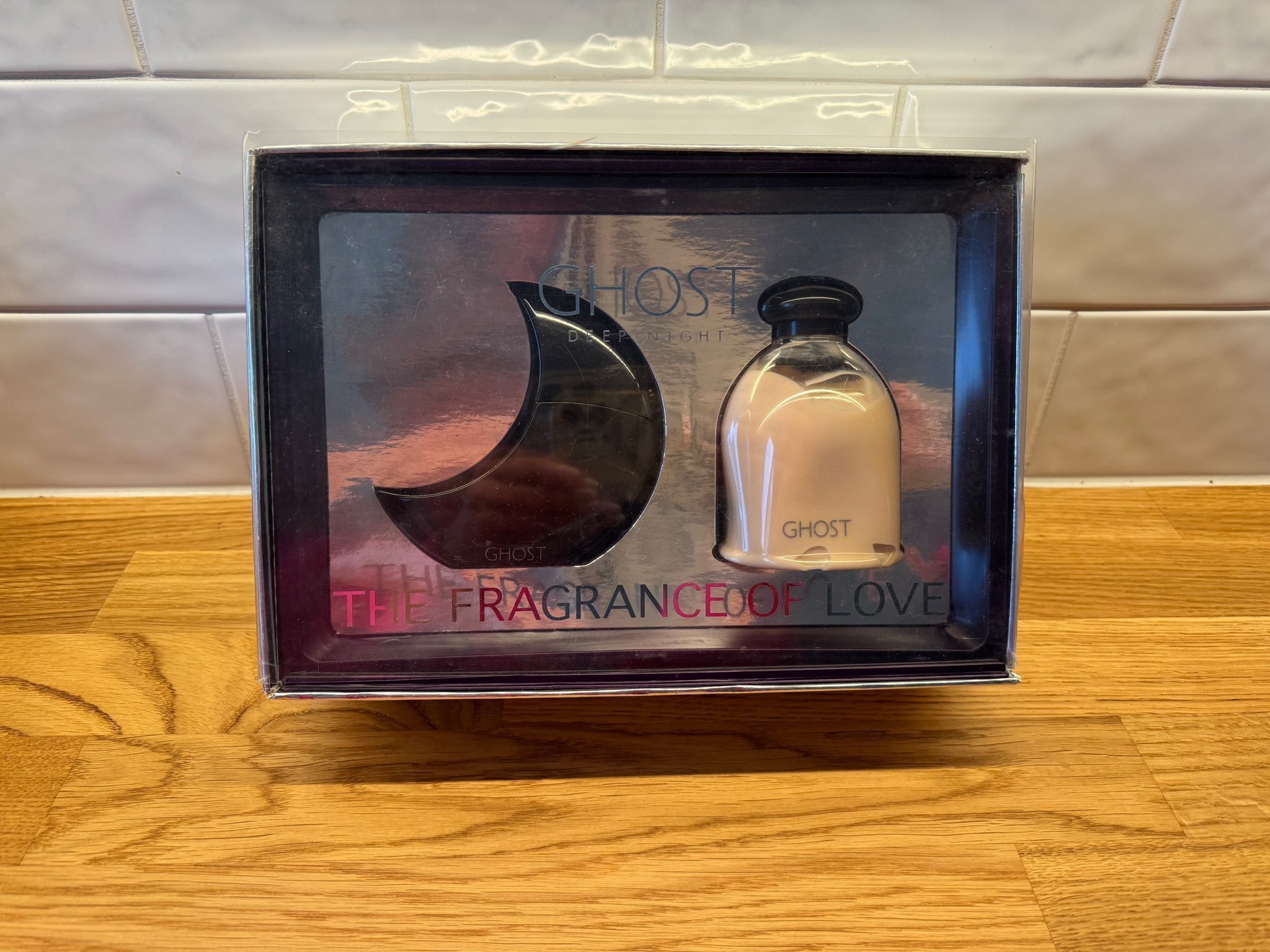 Ghost Deep Night by Ghost edt 50 ml + Body Loti.. | Köp på Tradera ...