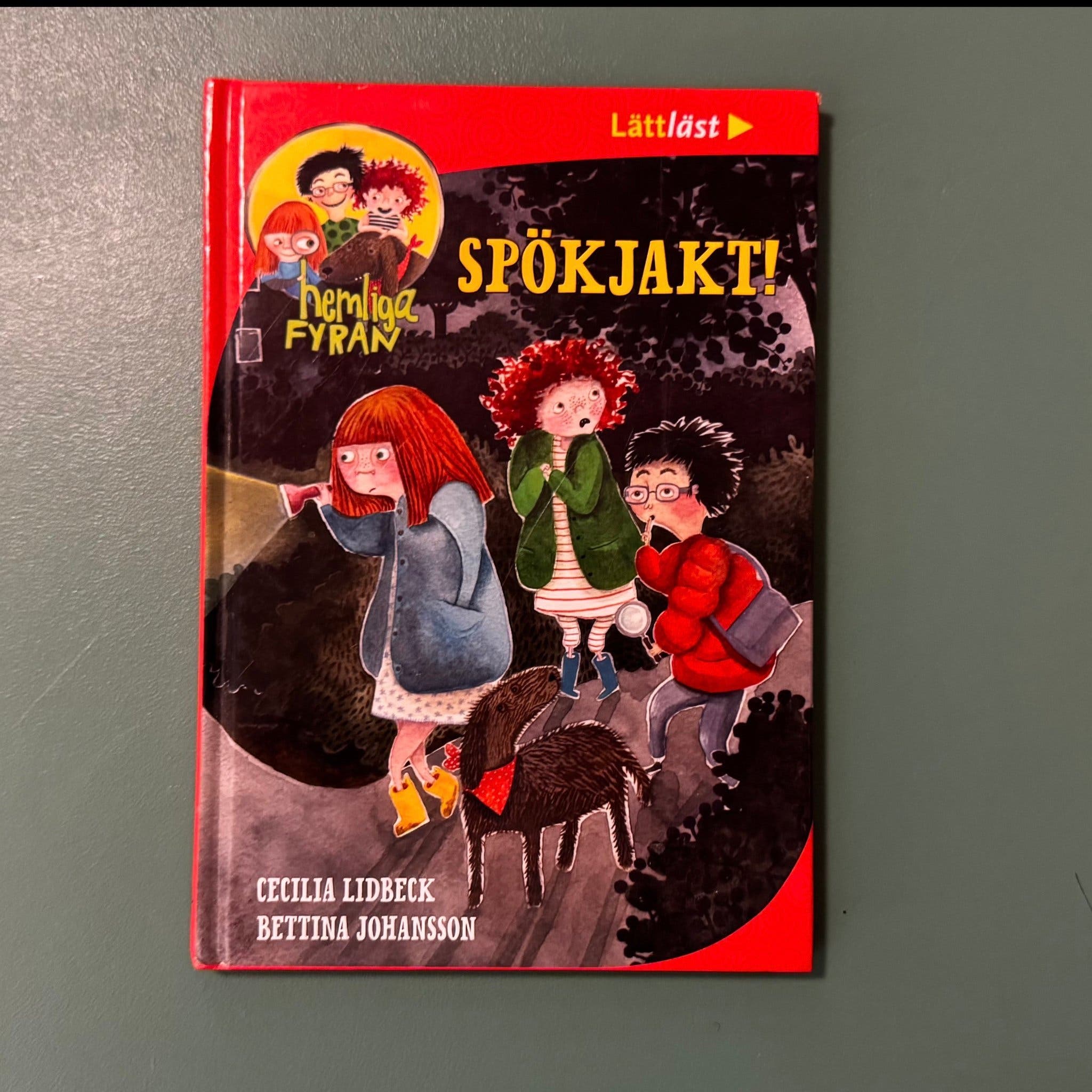 Se produkter som liknar Hemliga Fyran - Spökjakt! av .. på Tradera ...