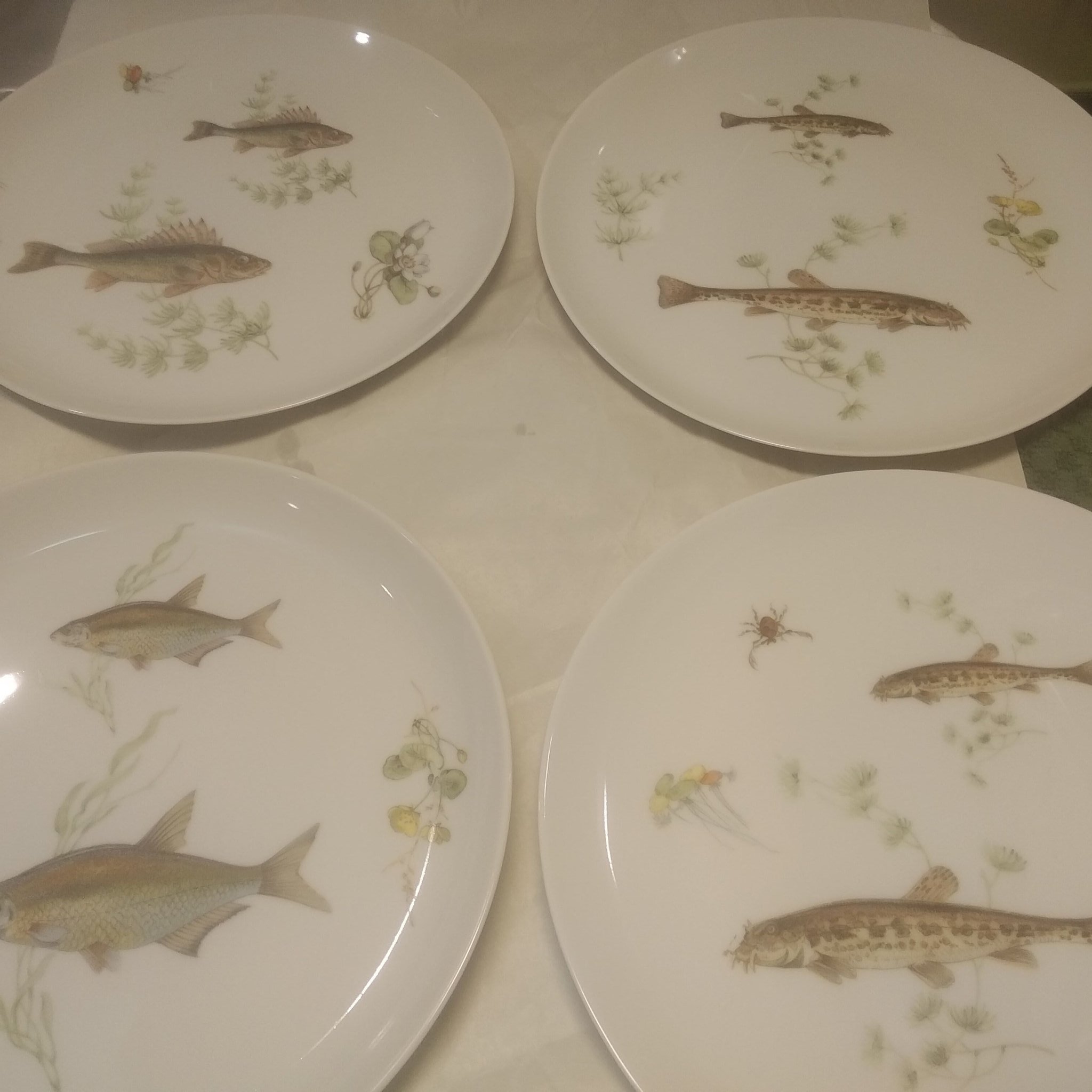 UE Upsala Ekeby Tallrikar med fiskmotiv | Köp på Tradera (708356955)