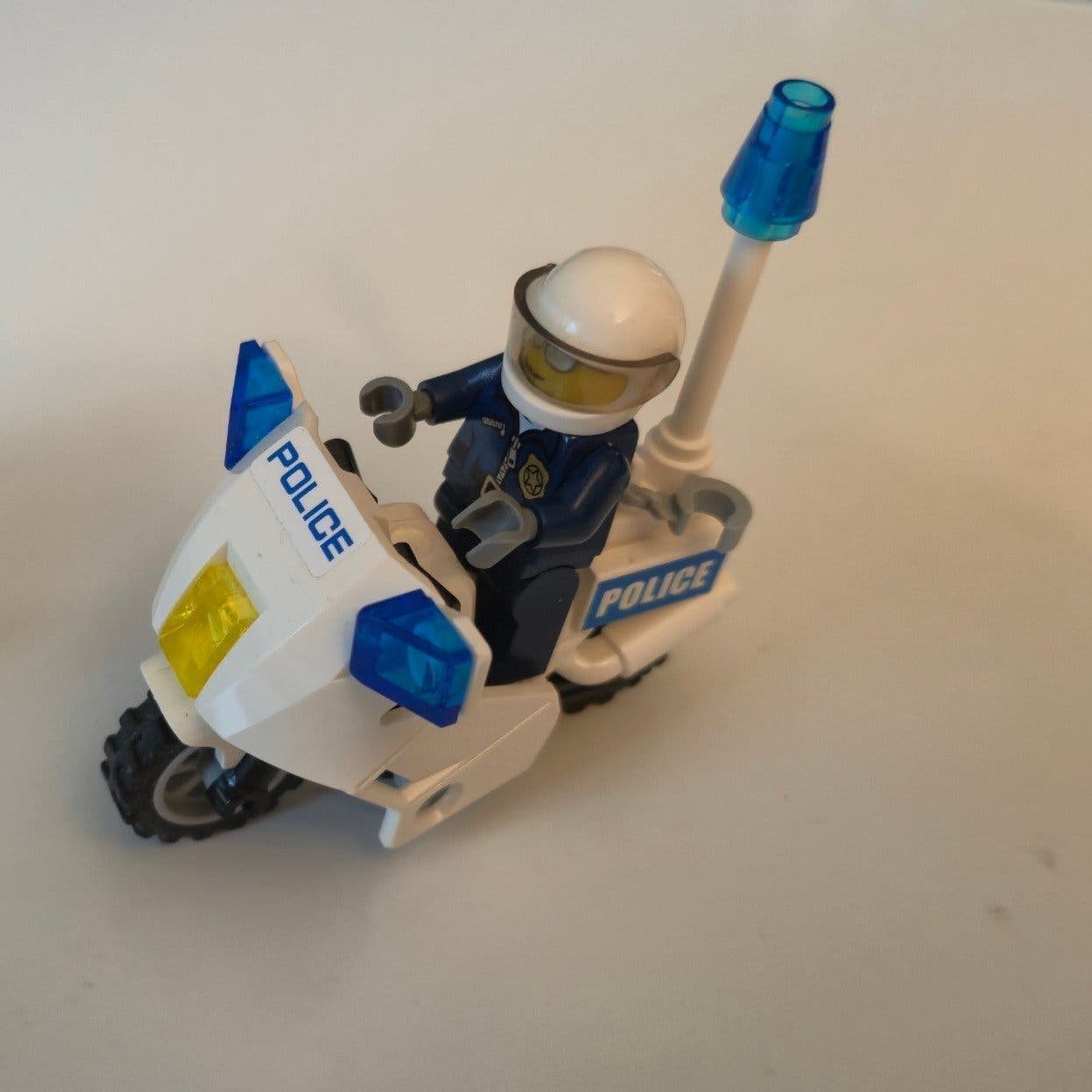 LEGO City 60041 Polismotorcykel | Köp på Tradera (706087195)