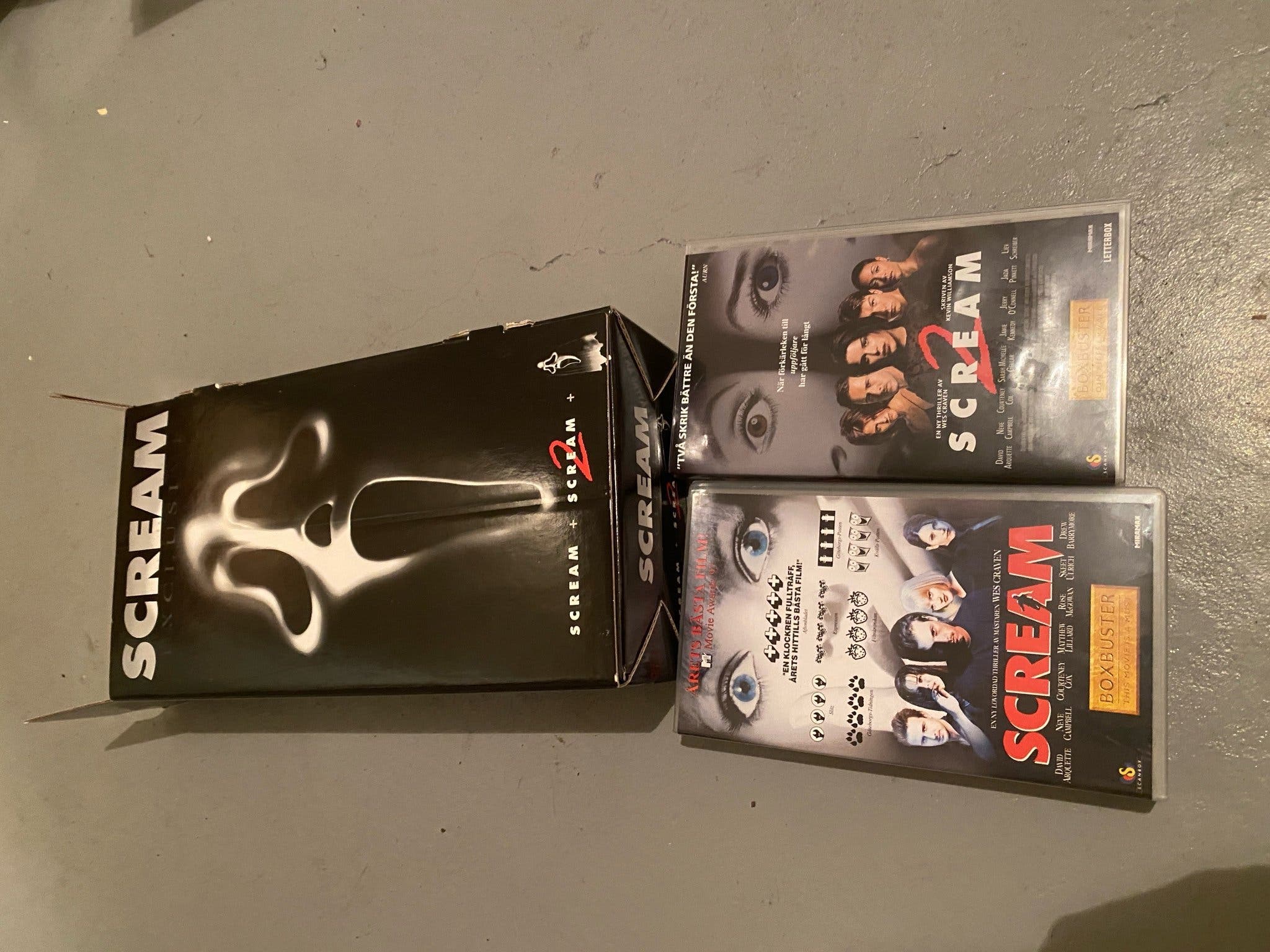 Se produkter som liknar Scream Samling VHS, DVD och CD på Tradera ...