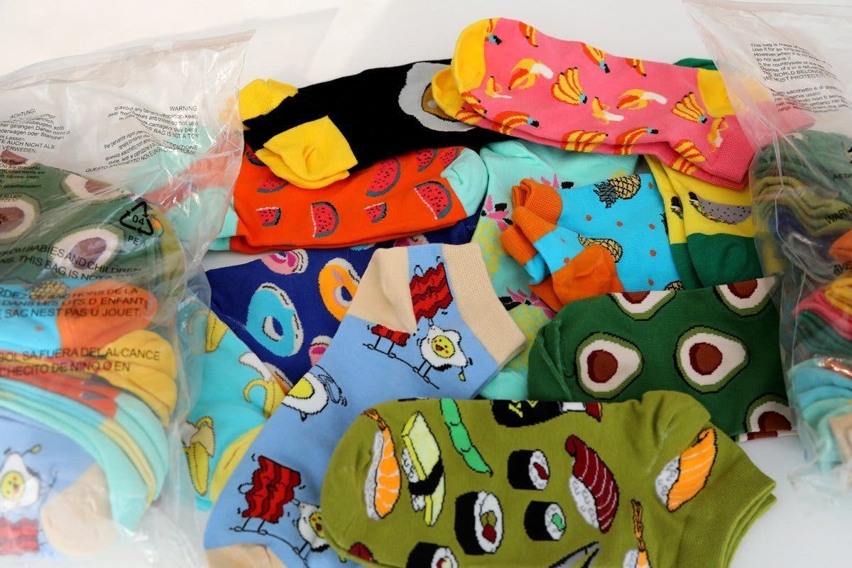 Se produkter som liknar Roliga ankelsockar med mat-te.. på Tradera ...