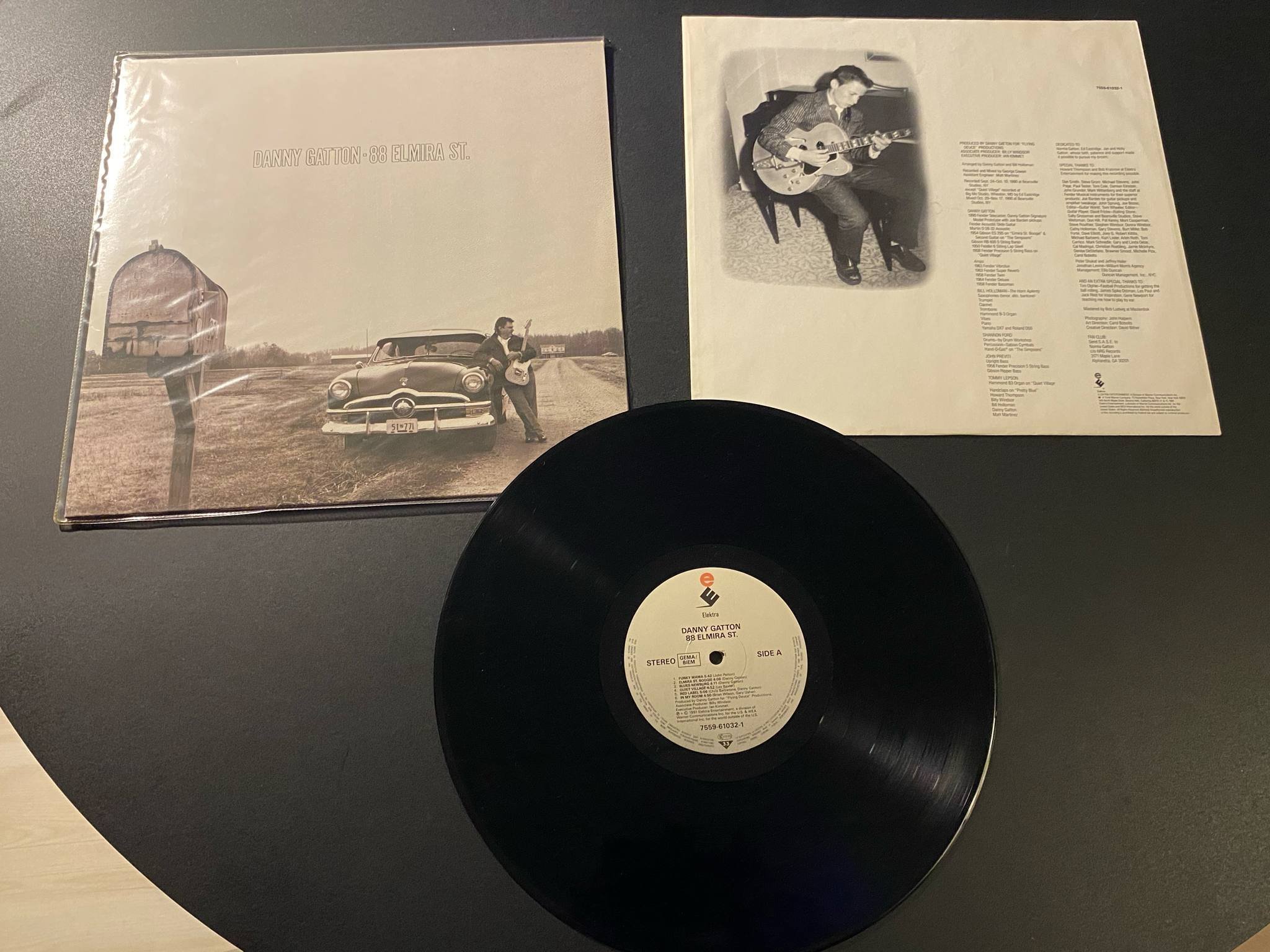 Danny Gatton - 88 Elmira St. TY-press OIS Fint .. | Köp på Tradera ...