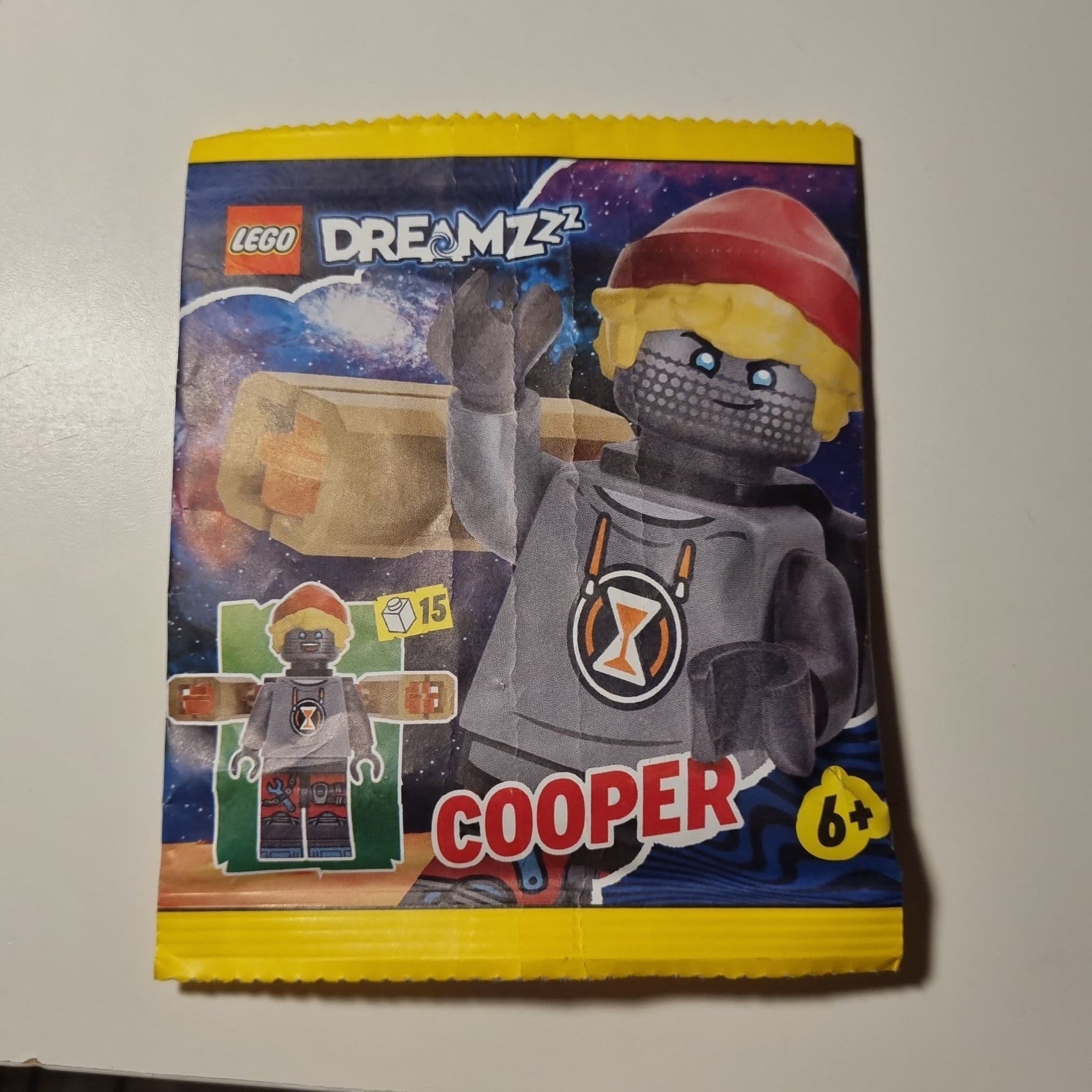 Se produkter som liknar LEGO DREAMZzz Cooper Minifigu.. på Tradera ...