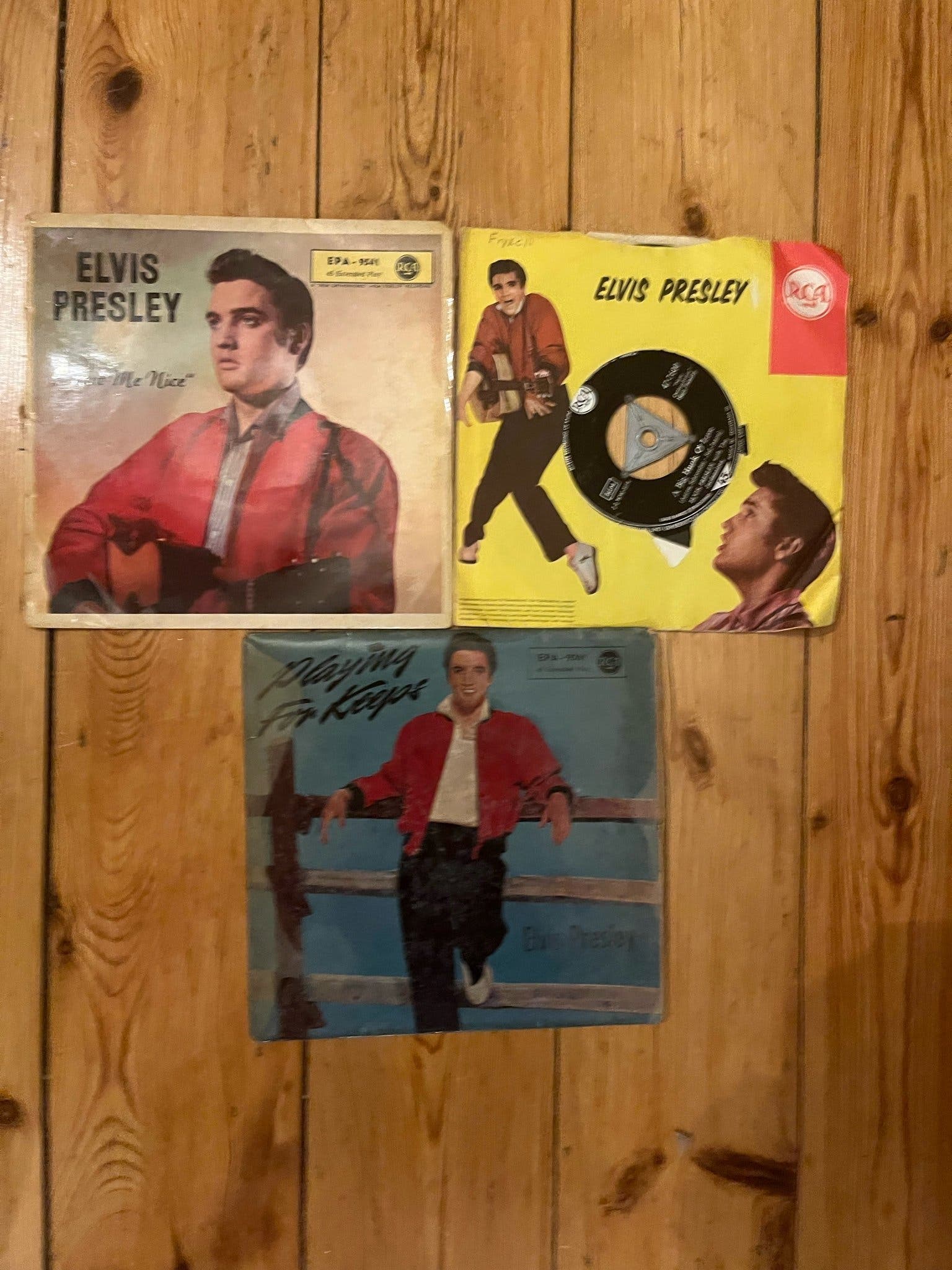 Se produkter som liknar Elvis Presley EP-skivor på Tradera (713310623)