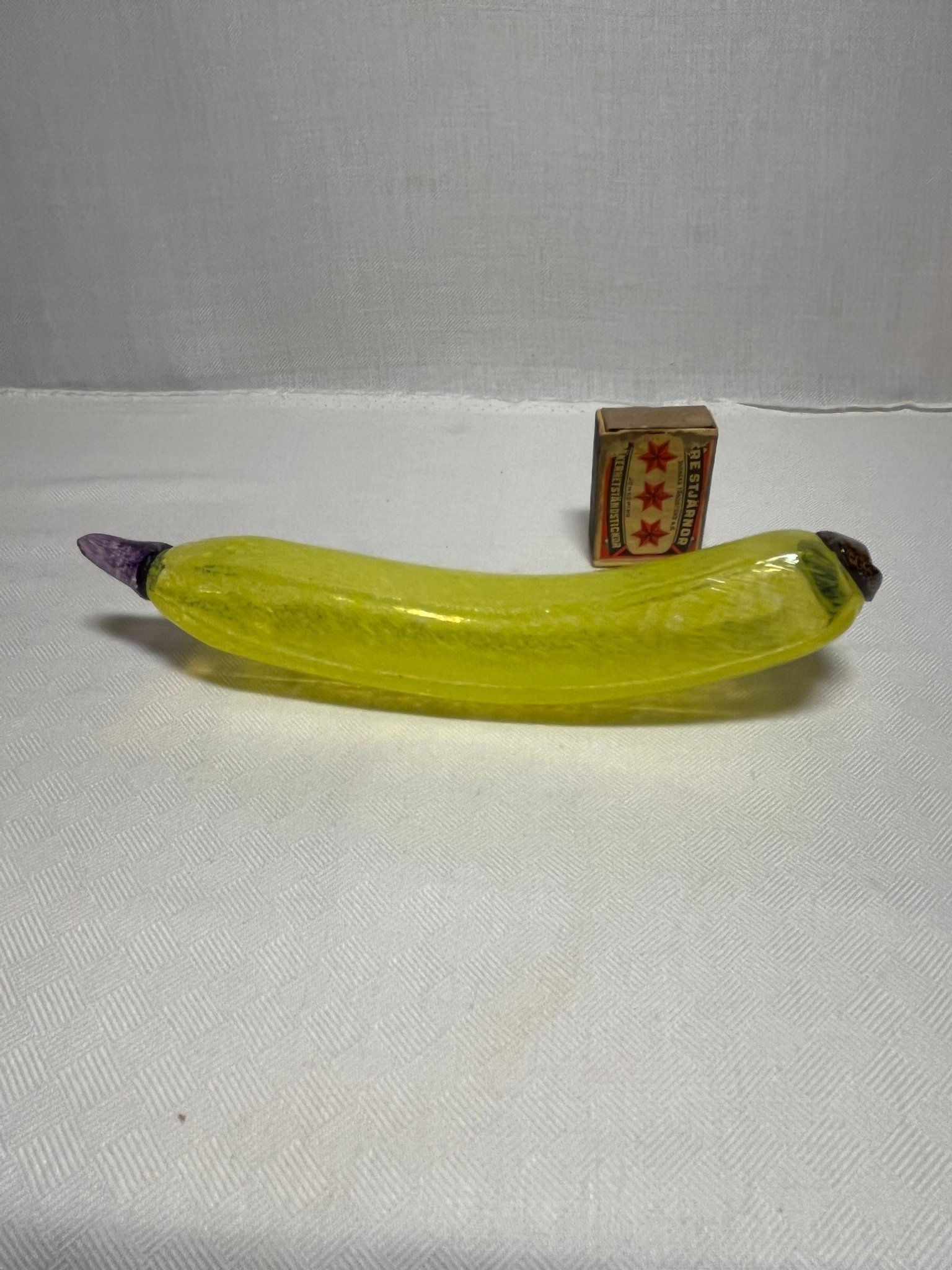 Kosta Boda ” Frutteria Banan” Artist Coll, Gunn.. | Köp på Tradera ...