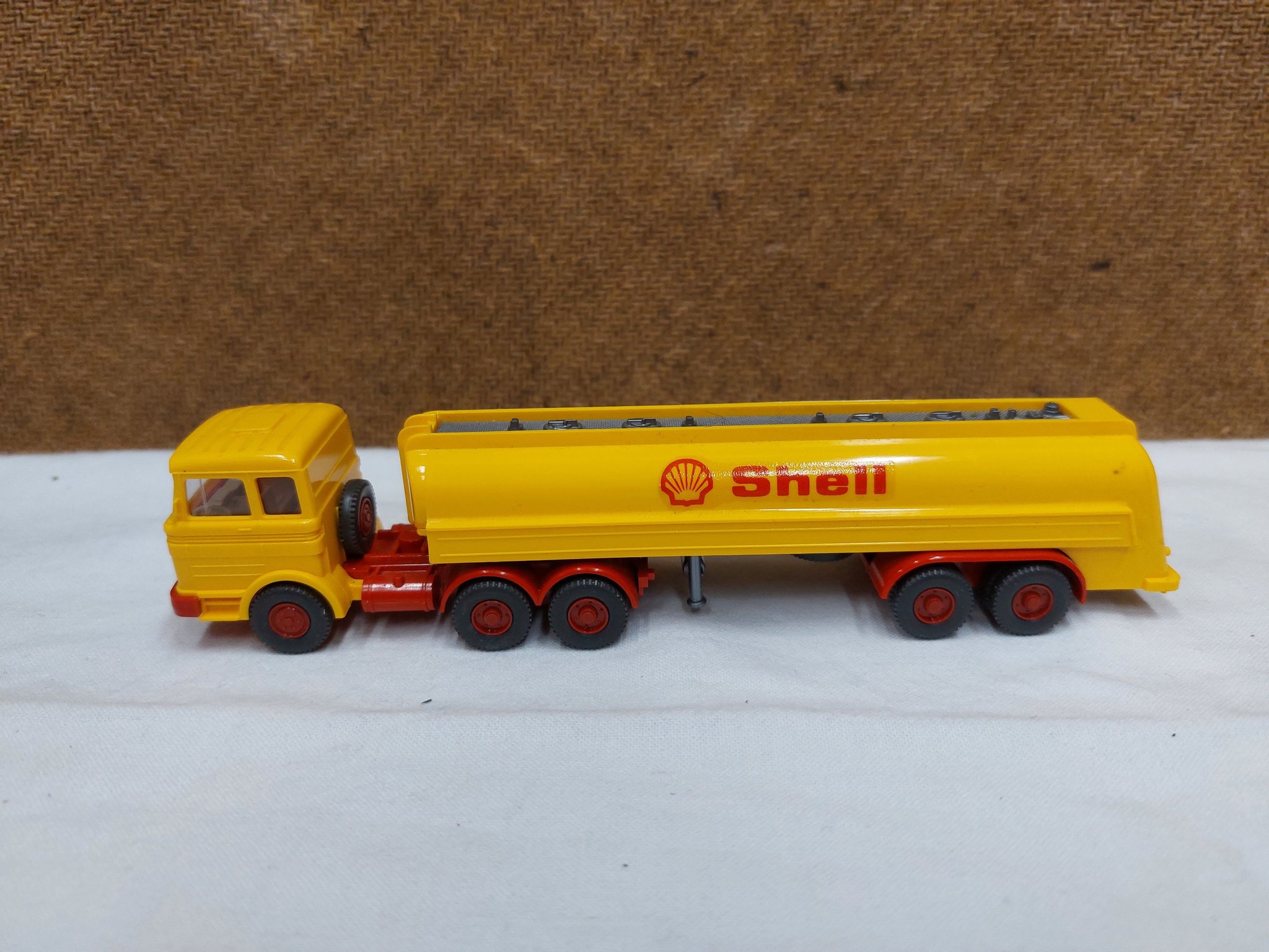 Shell Tankbil Skala H0 | Köp på Tradera (695358713)