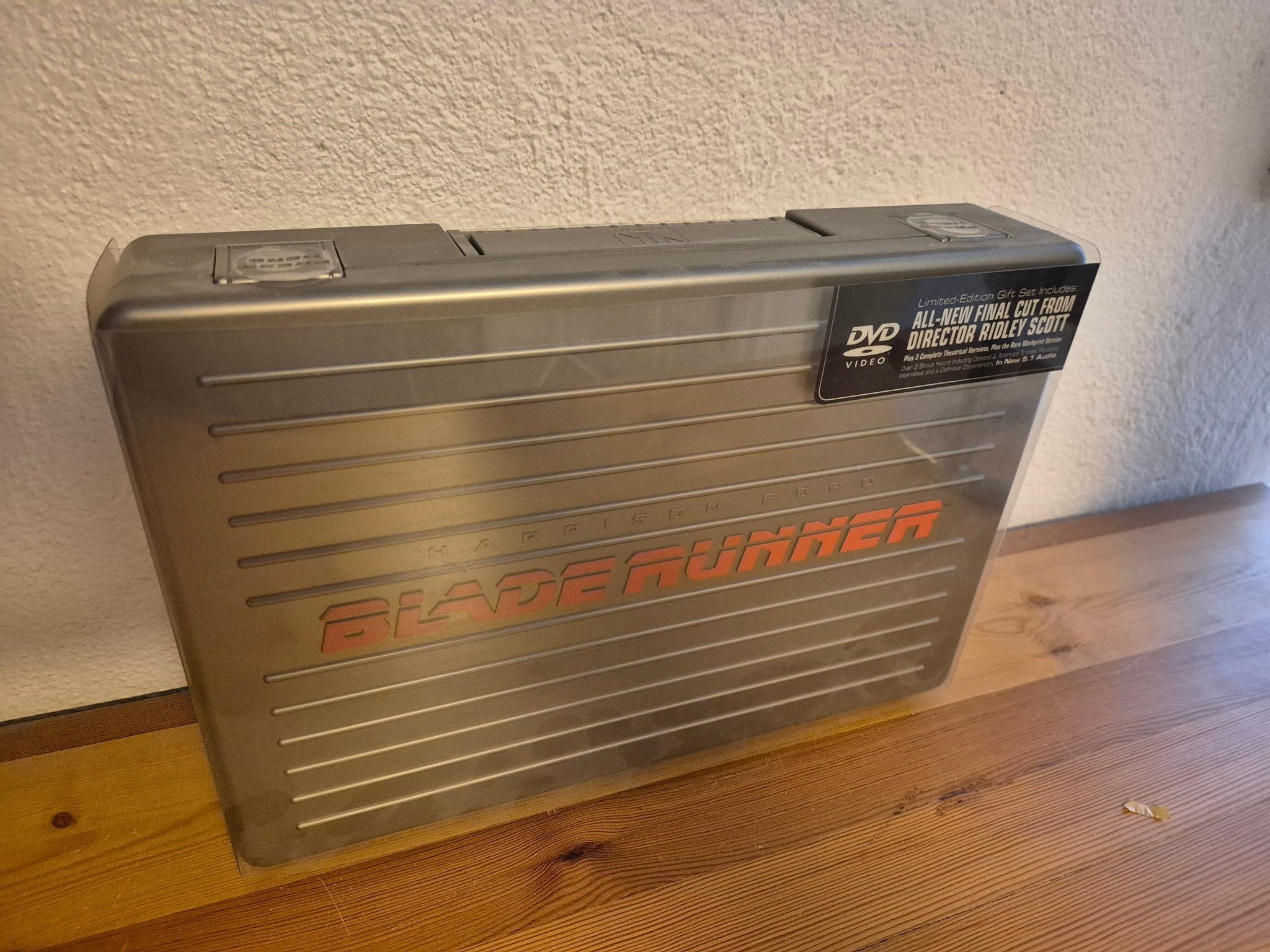 Se produkter som liknar Blade Runner - 5-Disc Ultimat.. på Tradera ...