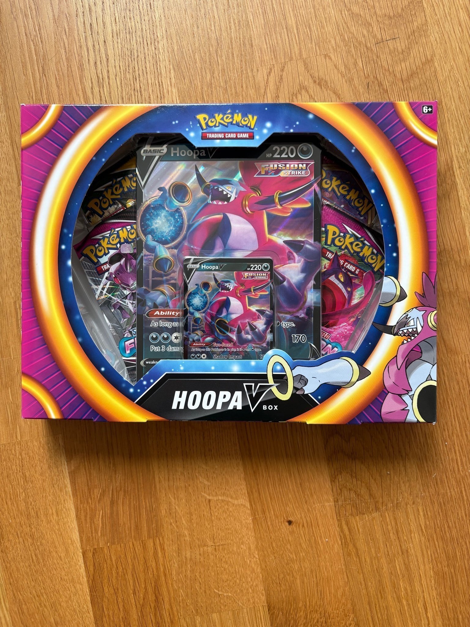 Pokémon TCG: Hoopa V Box oöppnad | Köp på Tradera (691420253)