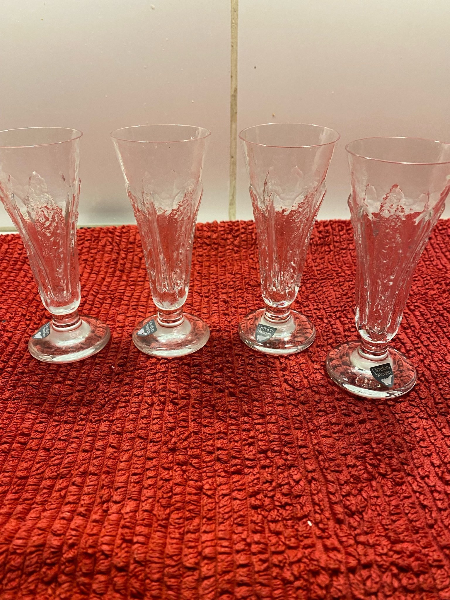 Se produkter som liknar Orrefors snapsglas på Tradera (705236668)