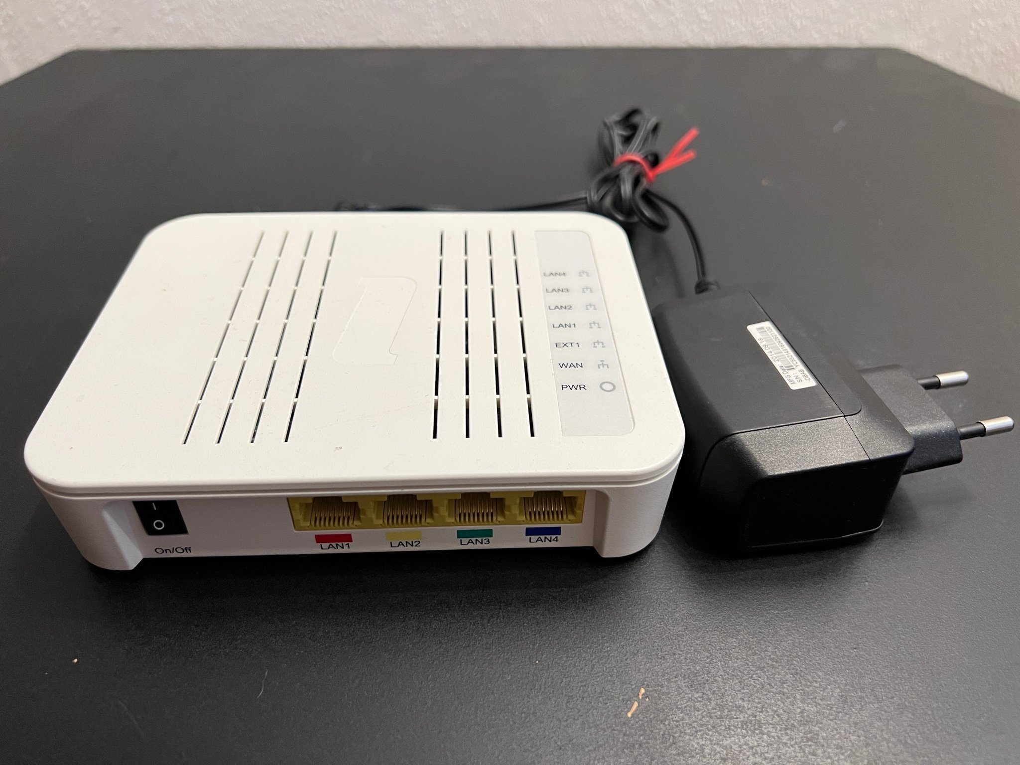 Inteno XG6846-R1 CPE/fiberkonverterare/mediaomv.. | Köp på Tradera ...