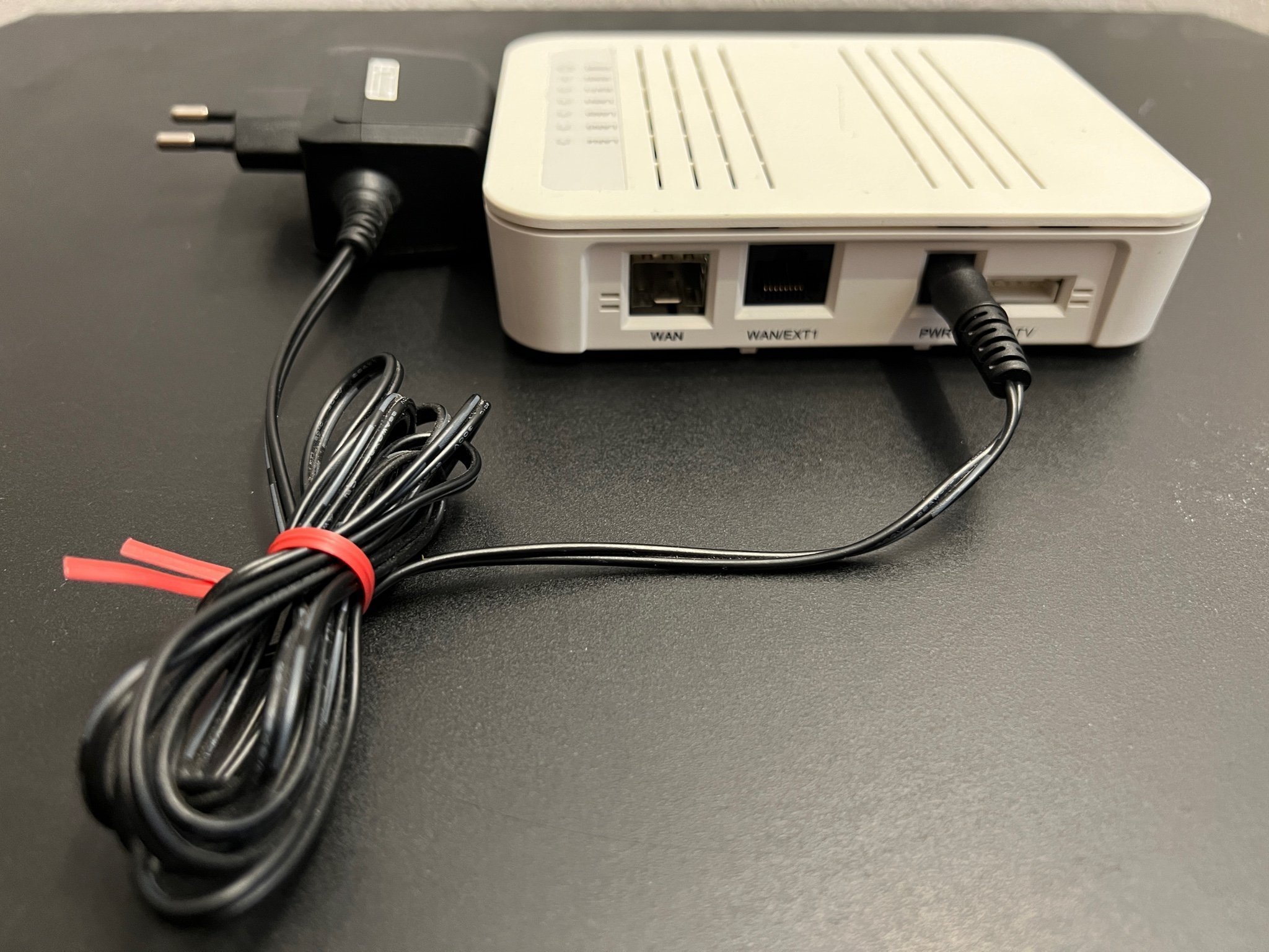 Inteno XG6846-R1 CPE/fiberkonverterare/mediaomv.. | Köp på Tradera ...