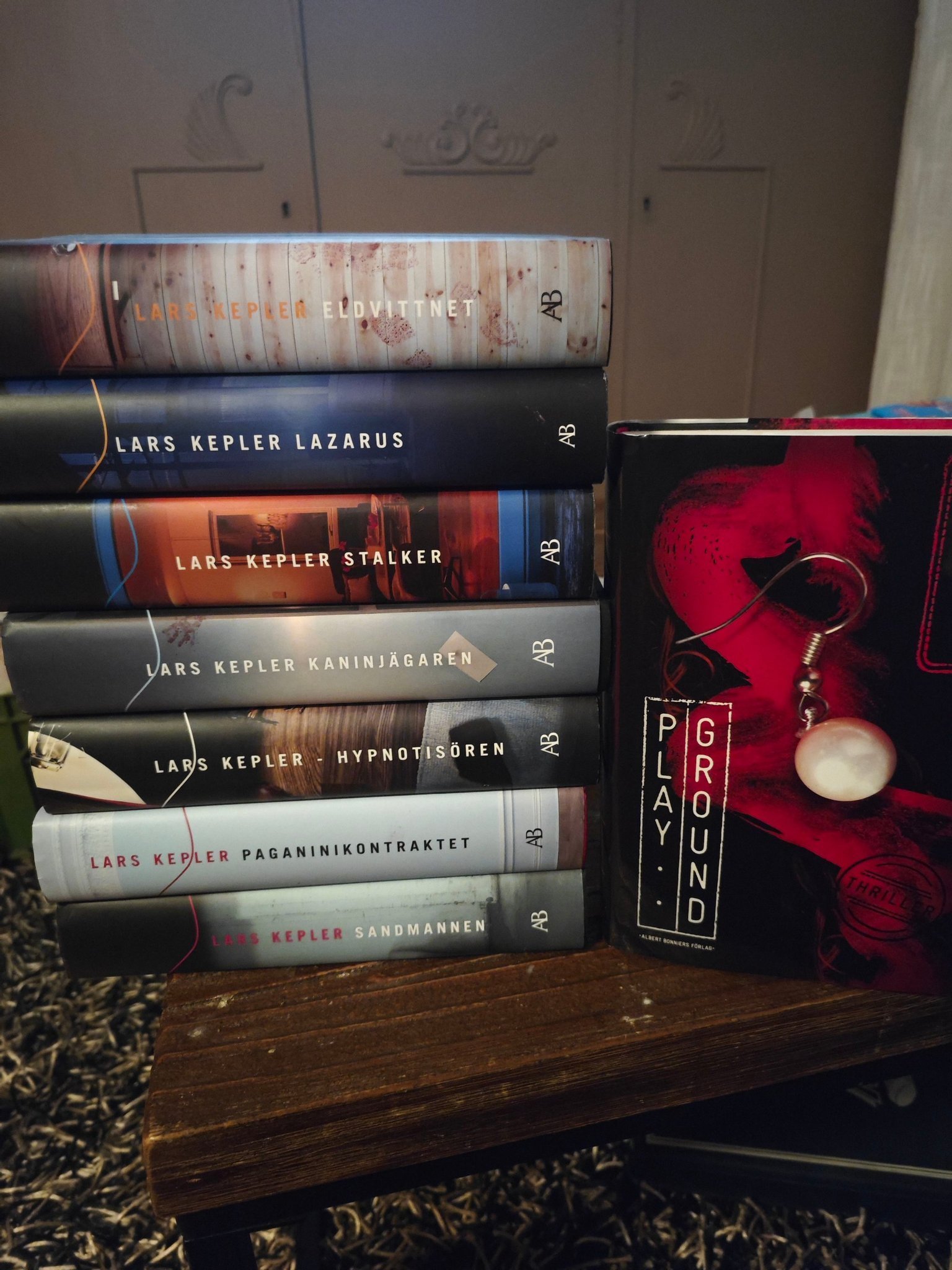 Se produkter som liknar Lars Kepler Bokpaket - Eldvit.. på Tradera (702167899)