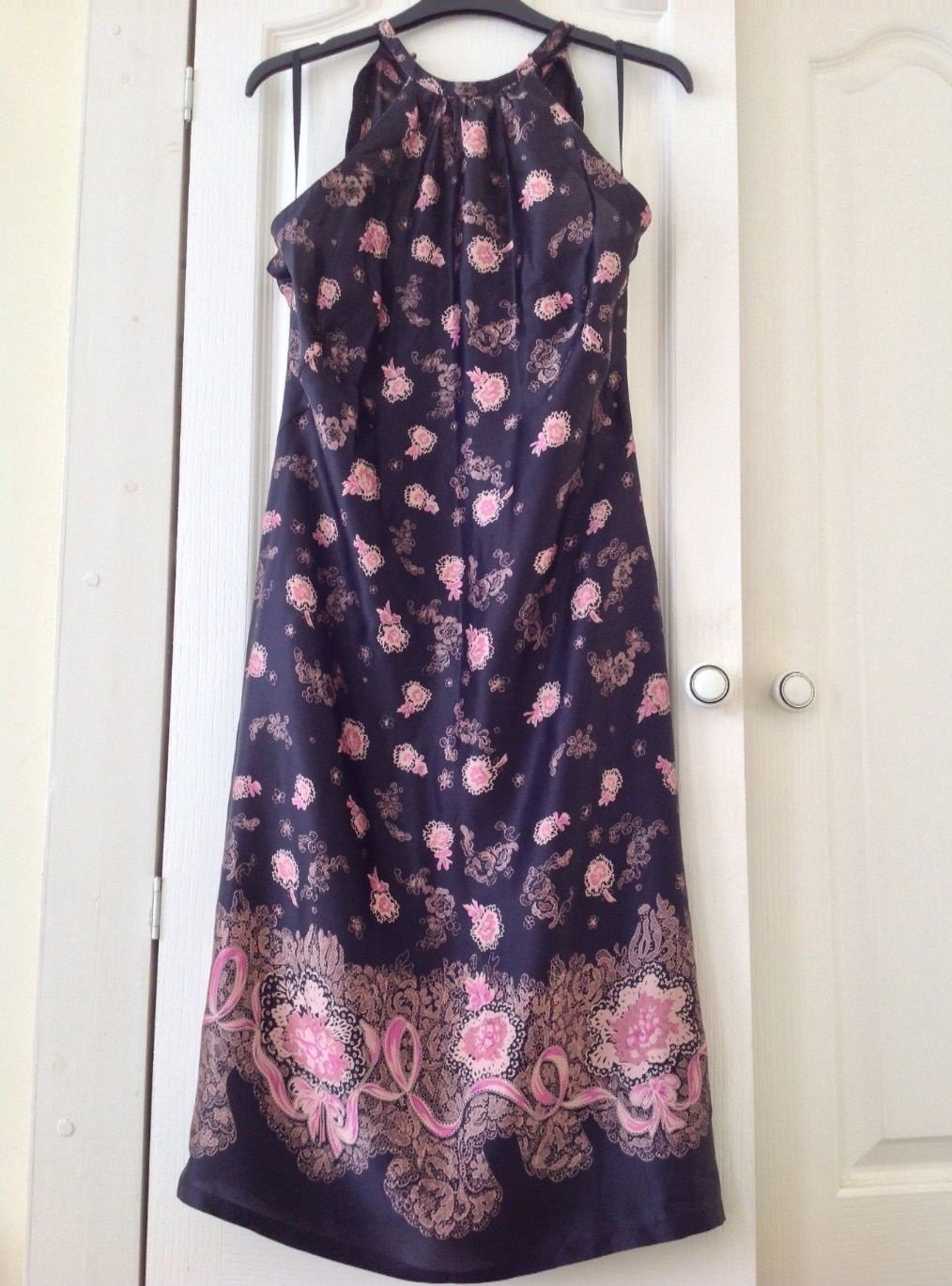 FRENCH CONNECTION fin klänning i 100% siden | Köp på Tradera (708354117)