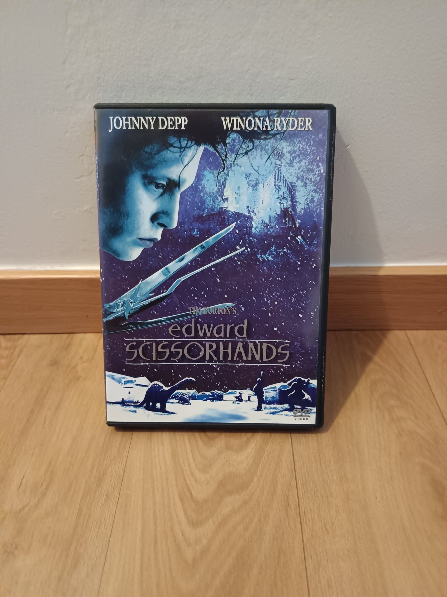 Edward Scissorhands DVD | Köp på Tradera (712189857)
