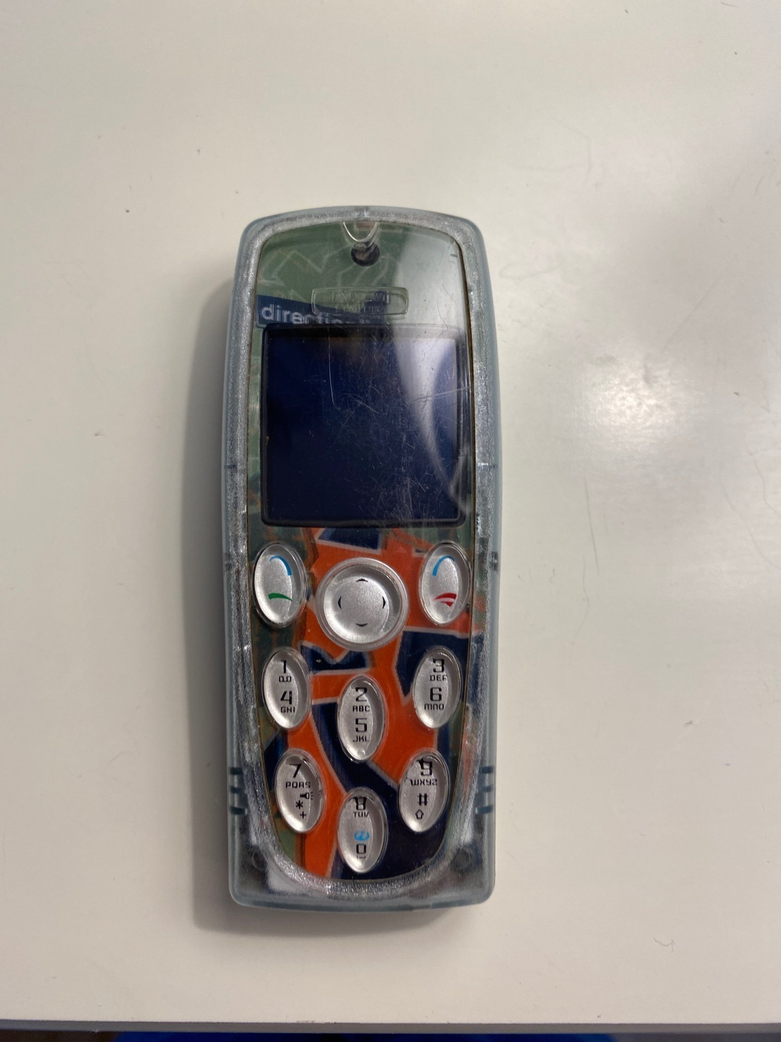 Se produkter som liknar Nokia 3200 på Tradera (481451982)