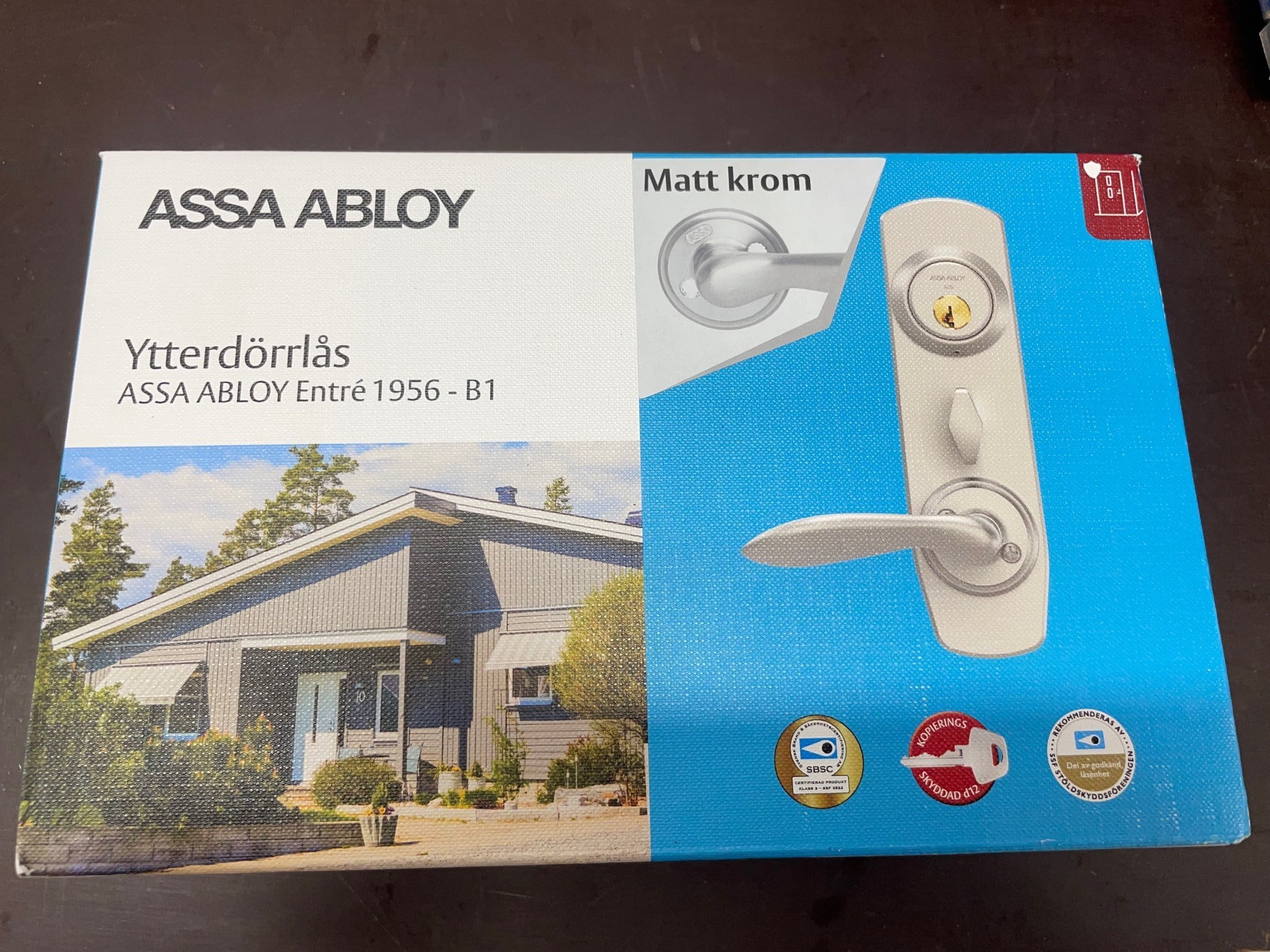 Se produkter som liknar Assa ytterdörrlås entré 1956-B1 på Tradera ...