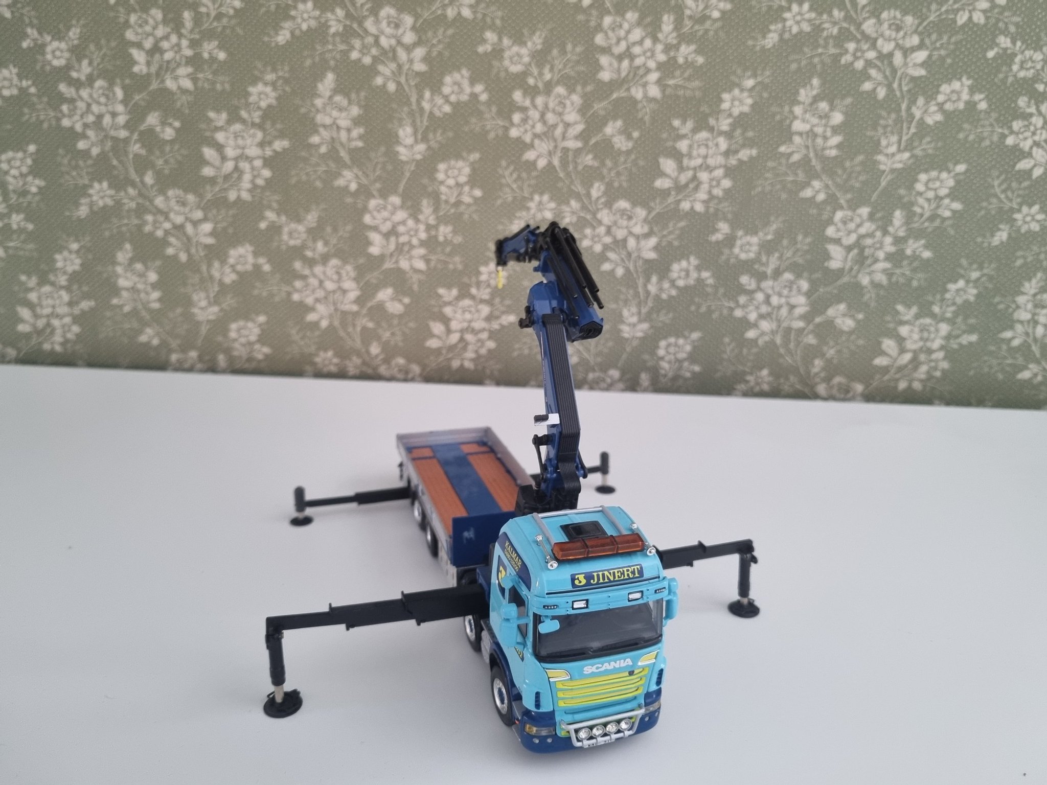 JINERT Scania kranbil skala 1:50 | Köp på Tradera (620754174)
