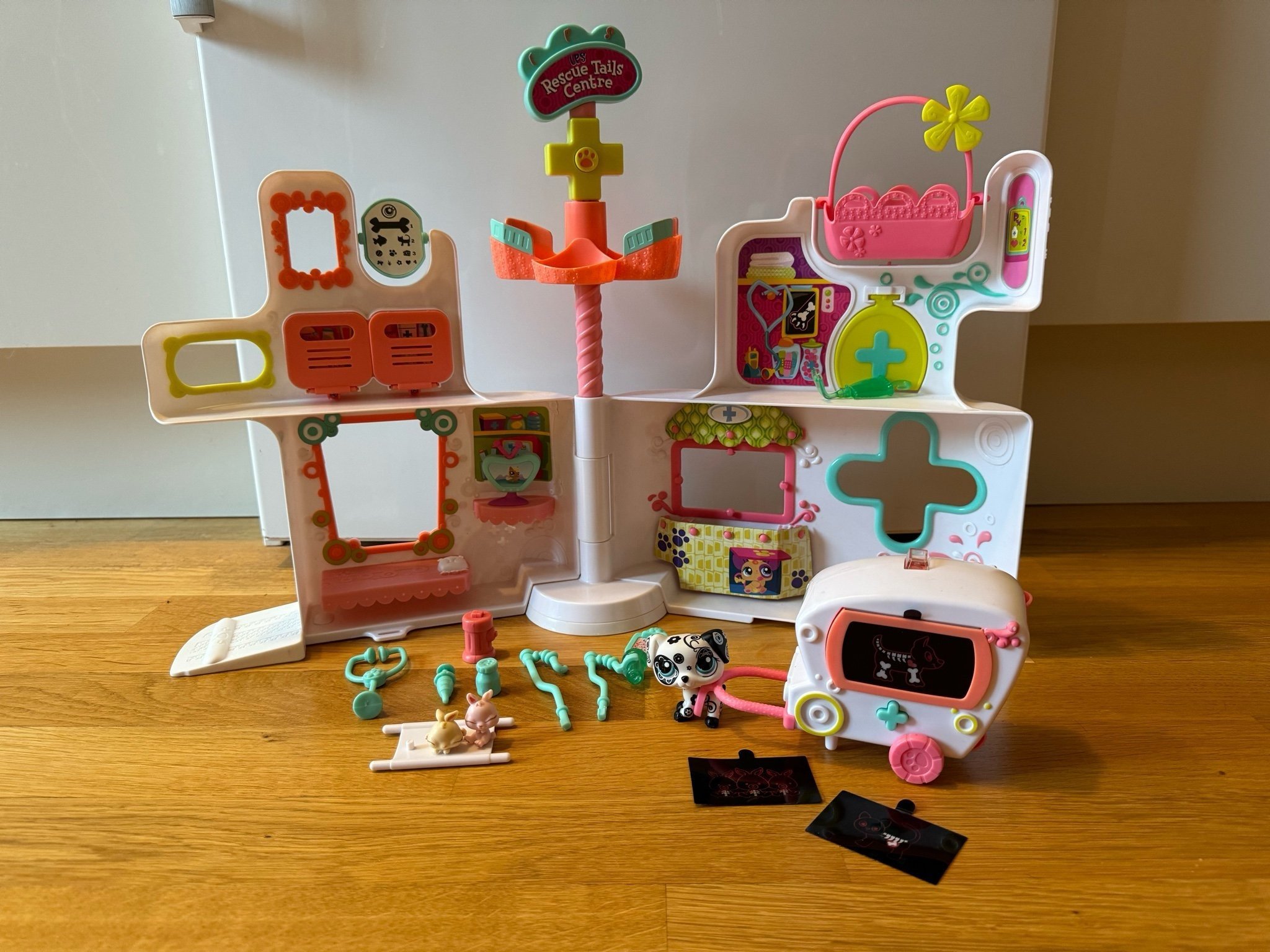 Lps Rescue Tails Center | Köp på Tradera (638829106)