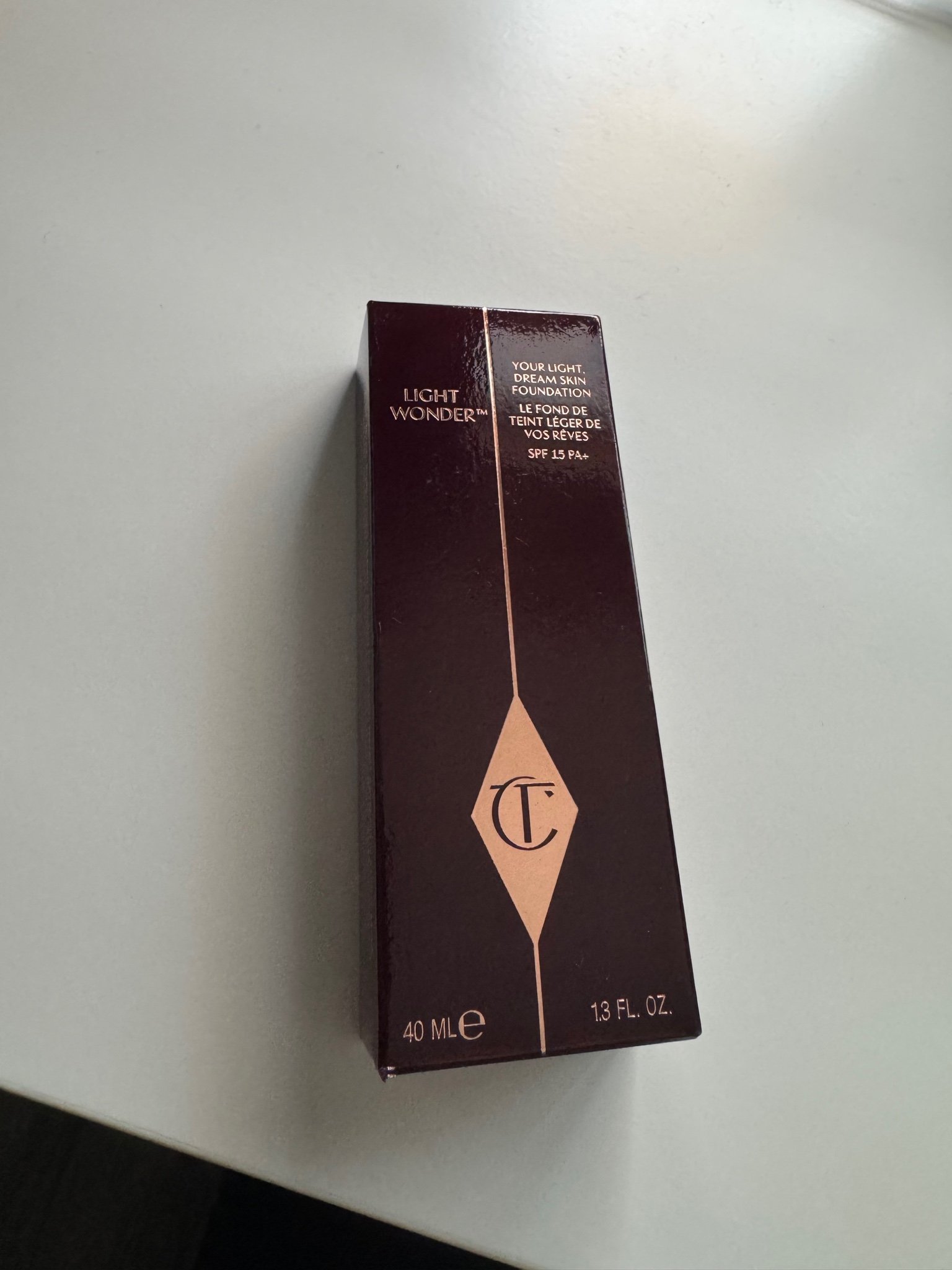 Charlotte Tilbury Light Wonder Foundation - 8 M.. | Köp på Tradera ...