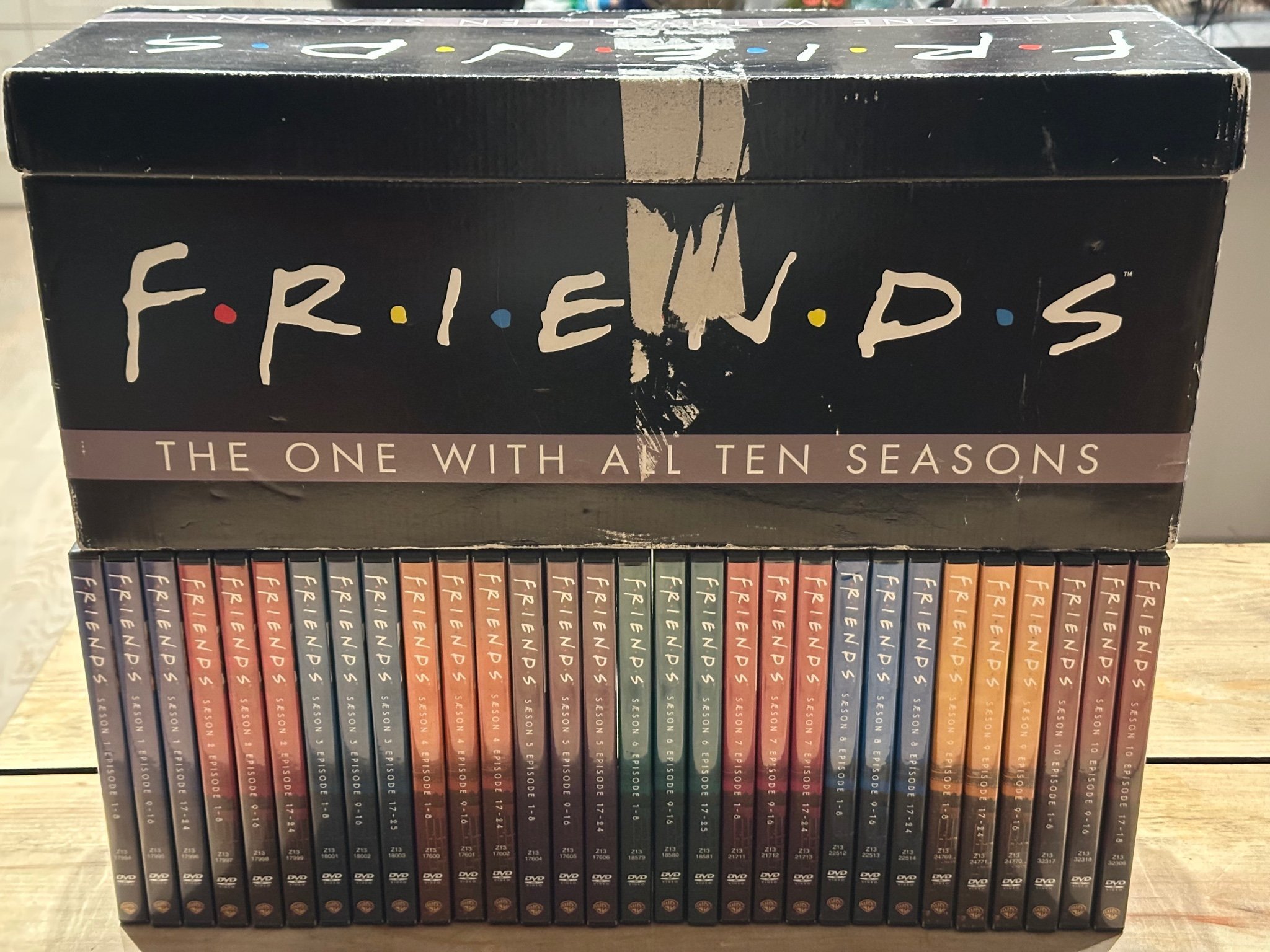 Friends - The One With All Ten Seasons DVD Box .. | Köp på Tradera ...
