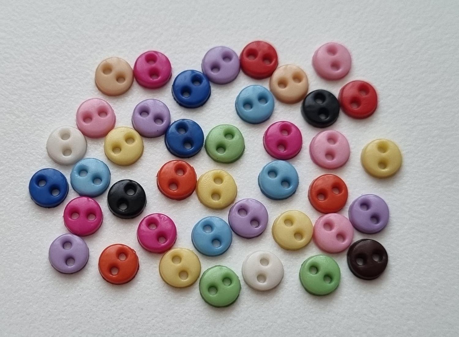 30 st knappar / dockknappar minia.. | Köp från Fyndgren på Tradera ...