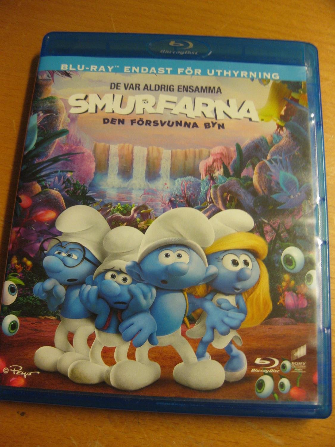 SMURFARNA DEN FÖRSVUNNA BYN - ANIMERAD FILM - M.. | Köp på Tradera ...
