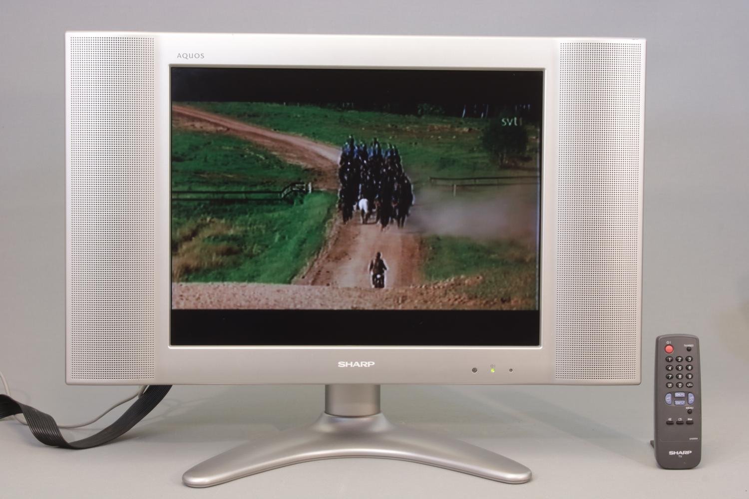 SHARP LCD COLOR TV LC-20B2EA 20" (423373614) ᐈ Massiartdesign på Tradera