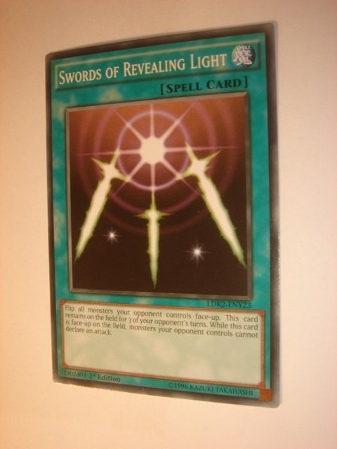 Swords of Revealing Light LDK2-ENY.. | Köp från caprod2 på Tradera ...