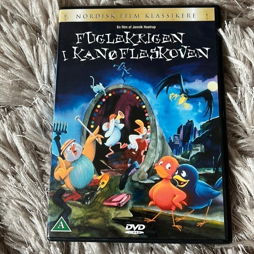 Se produkter som liknar Fuglekrigen i Kanøfleskoven -.. på Tradera ...