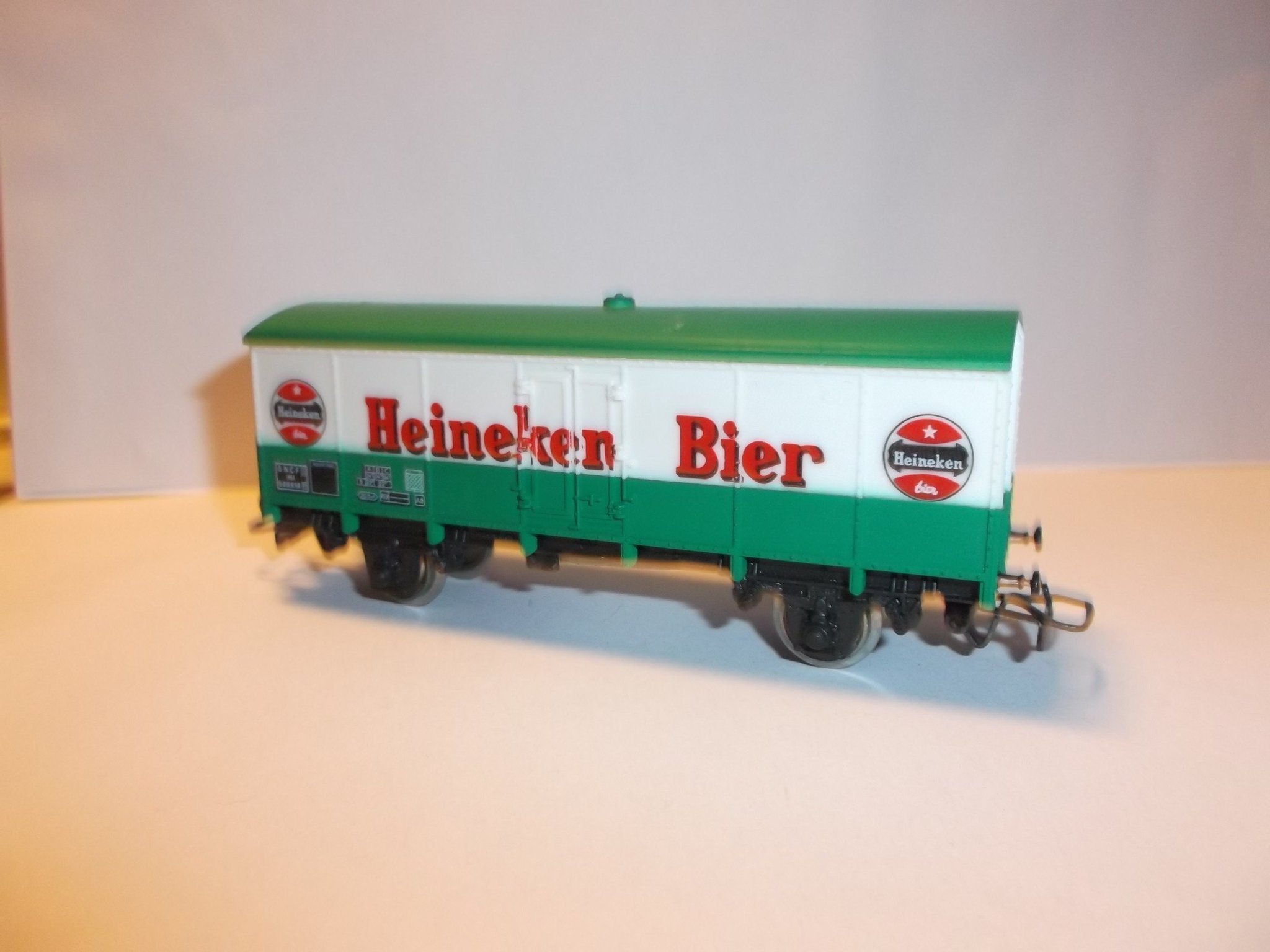 Modelljärnvägsvagn - Heineken Bier 13 cm. lång .. | Köp på Tradera ...