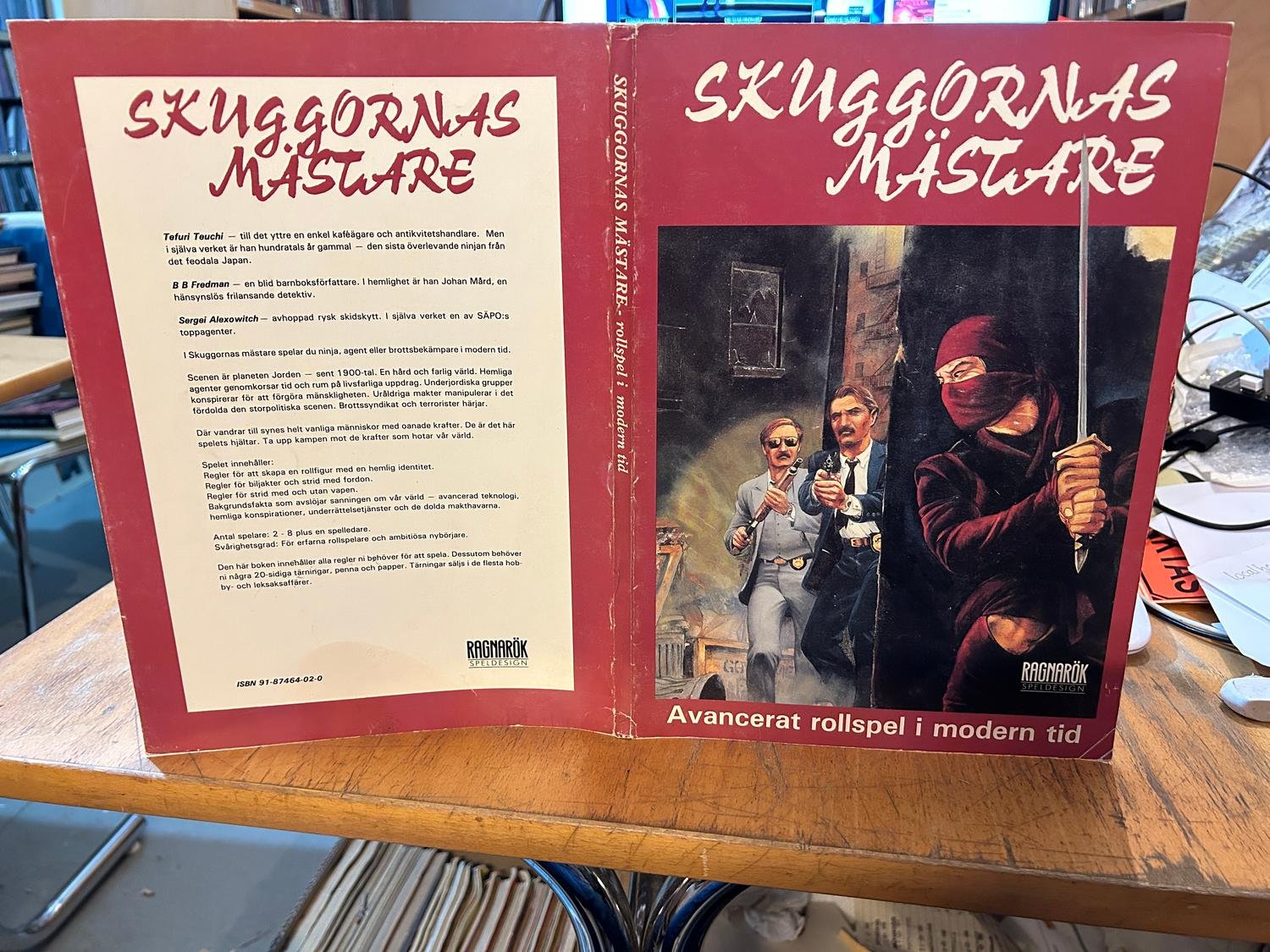 Skuggornas Mästare Ett rollspel i modern tid av.. | Köp på Tradera ...