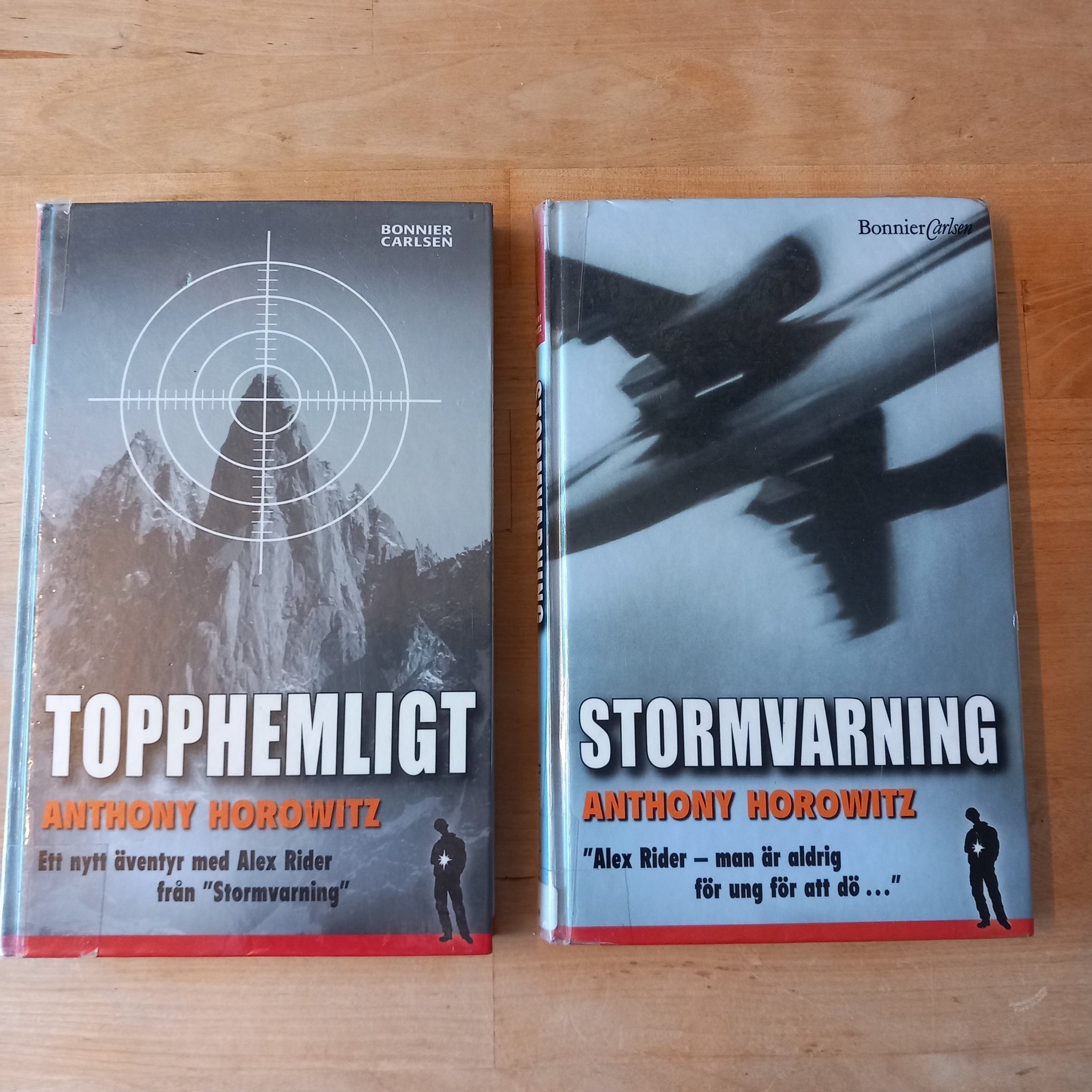 Se produkter som liknar 2 böcker i serien om Alex Rid.. på Tradera ...