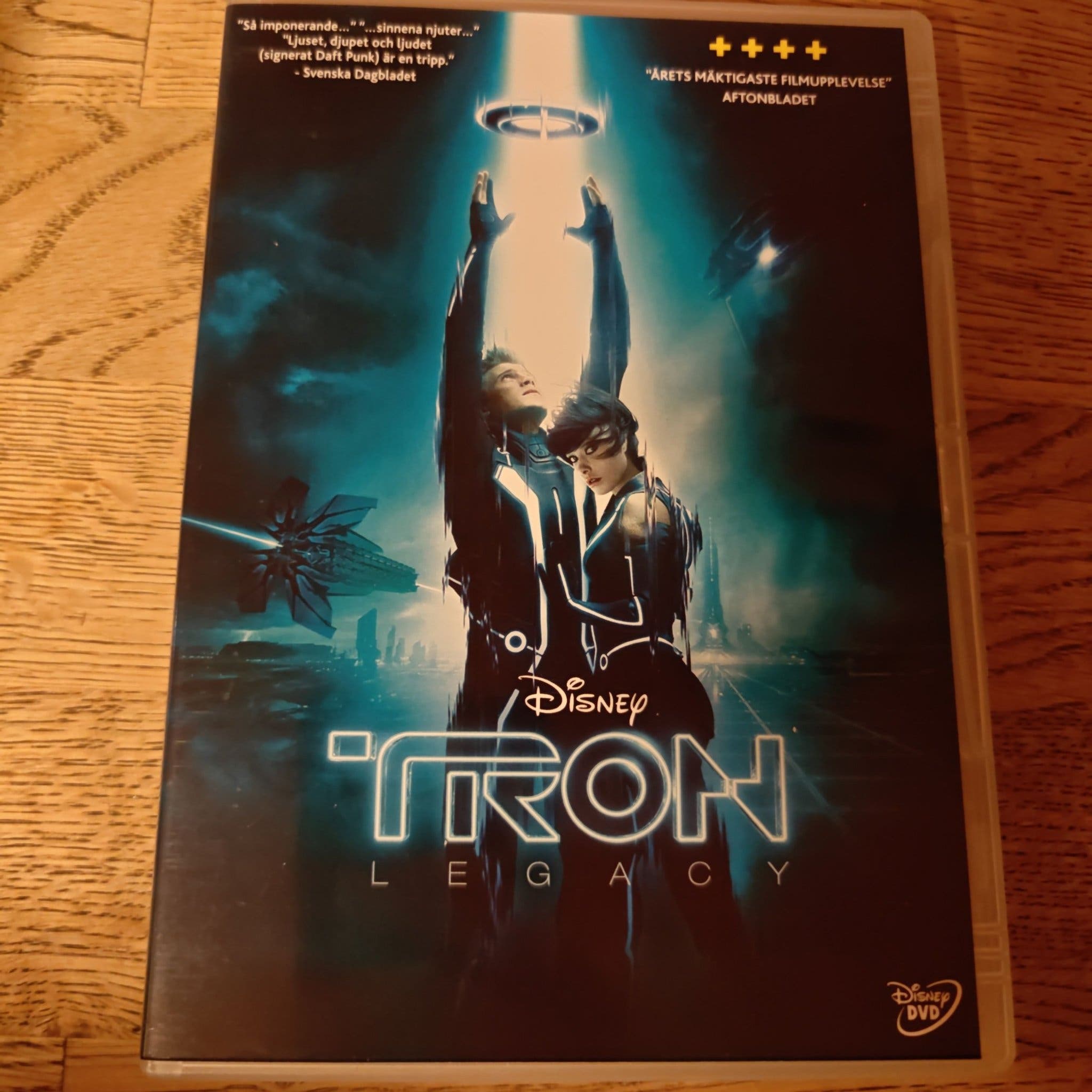 Se produkter som liknar Tron Legacy - Disney DVD på Tradera (706092301)