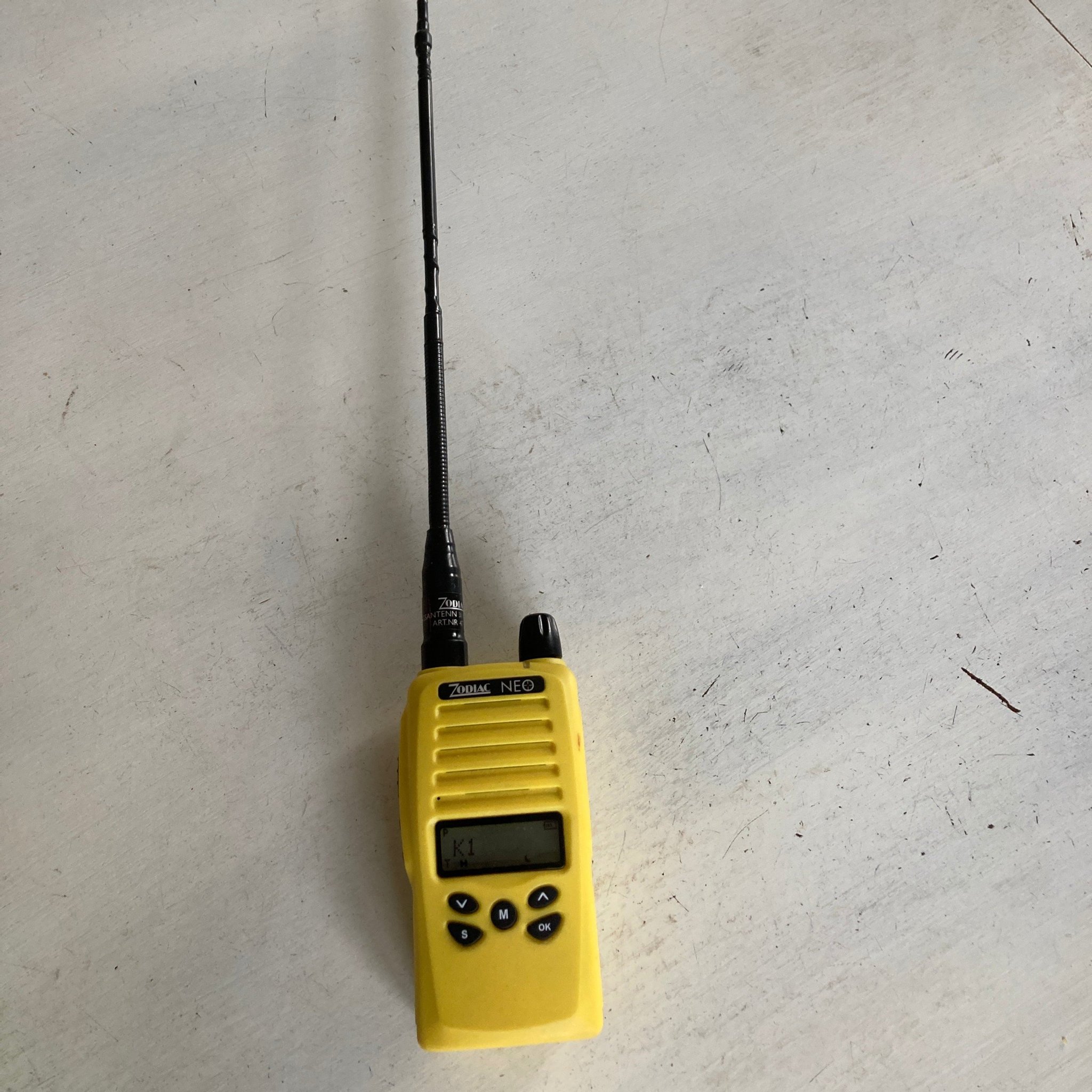 Jaktradio Zodiac Neo 31 MHz skogsantenn o. headset