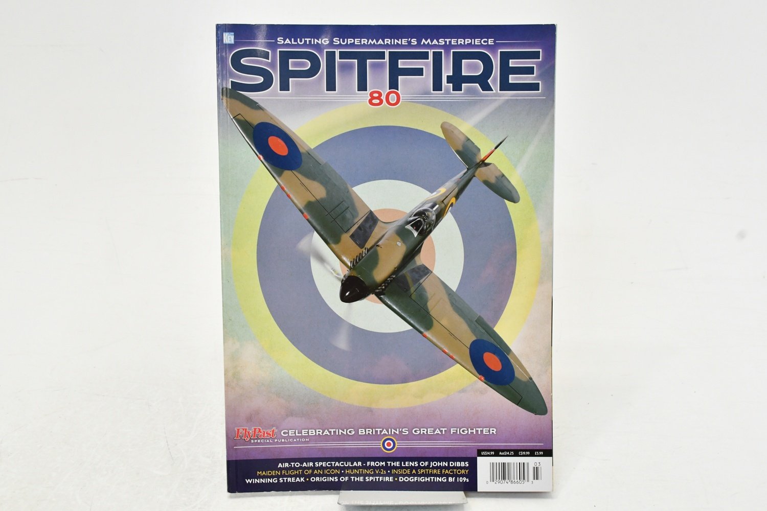 Se produkter som liknar Spitfire 80: Saluting Superma.. på Tradera ...