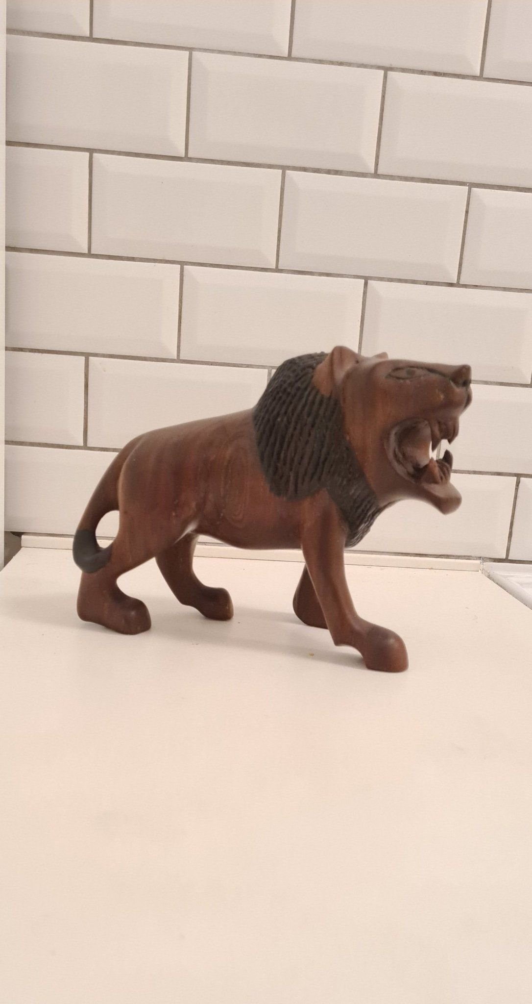 Snygg träskulptur - ett Stor Lejon ,tung handgj.. | Köp på Tradera ...