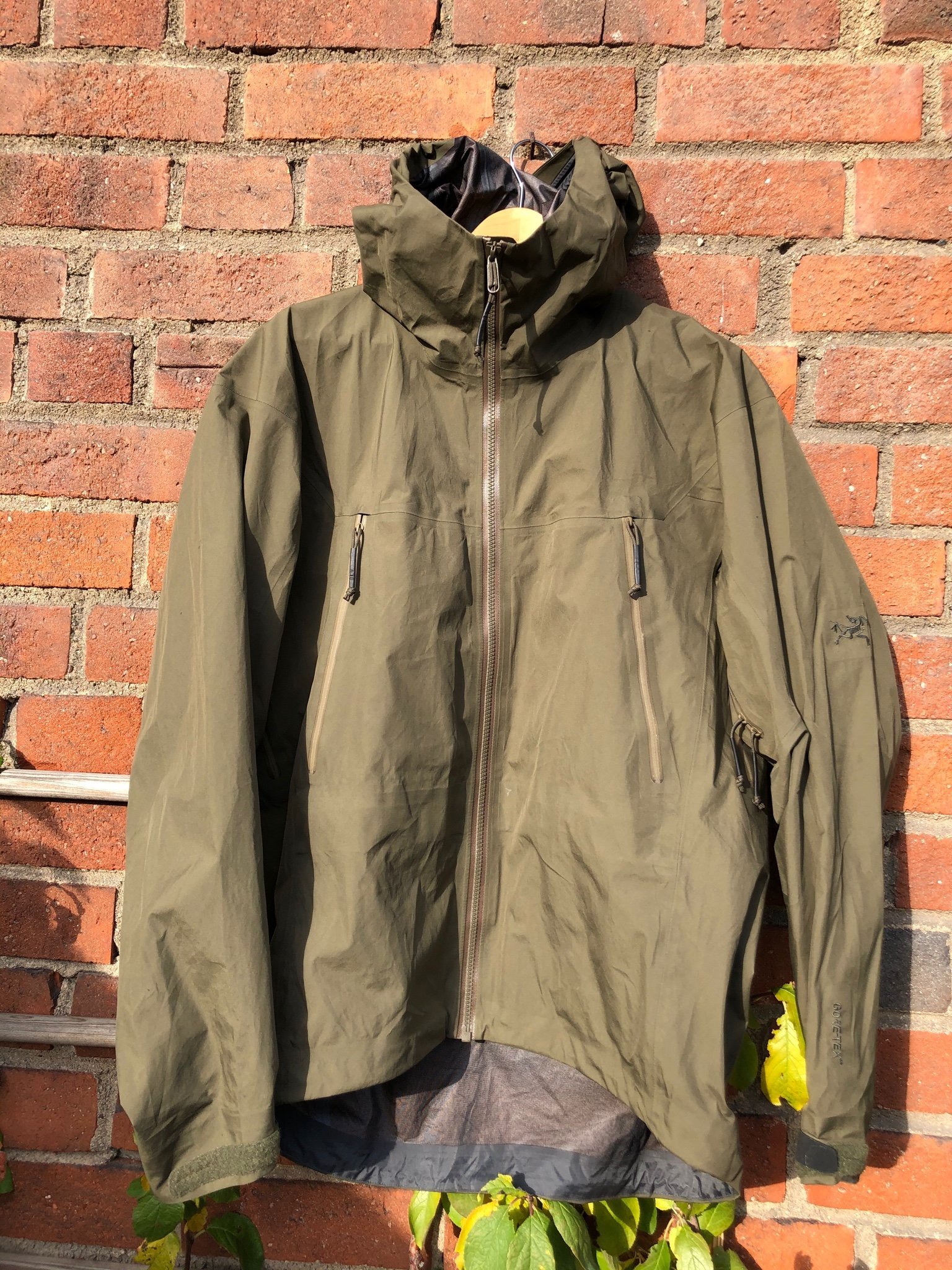 Arcteryx LEAF Alpha LT Jacket gen 2 (369721802) ᐈ Köp på Tradera