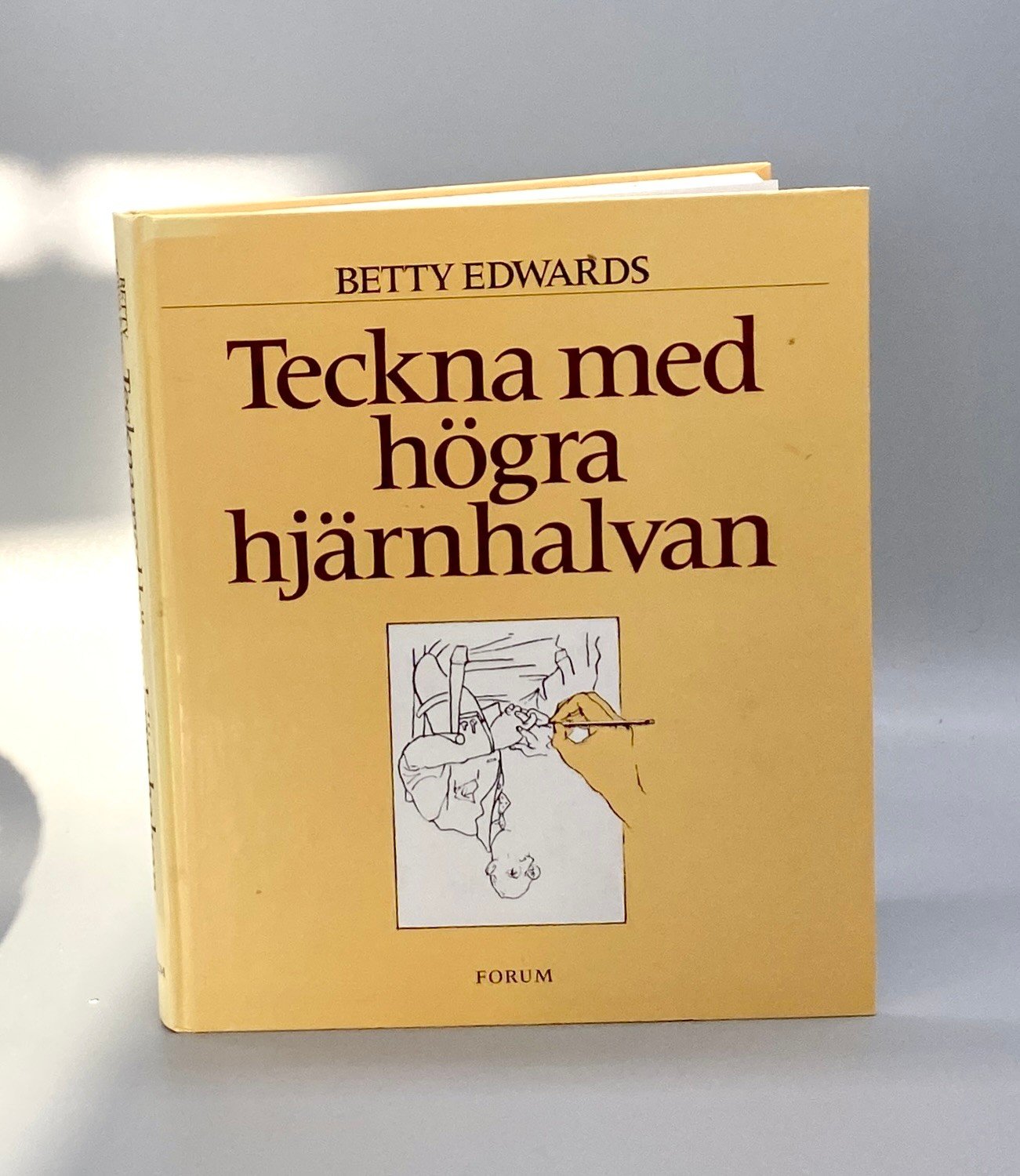 Teckna med högra hjärnhalvan av .. | Köp från Utgård-HB på Tradera ...