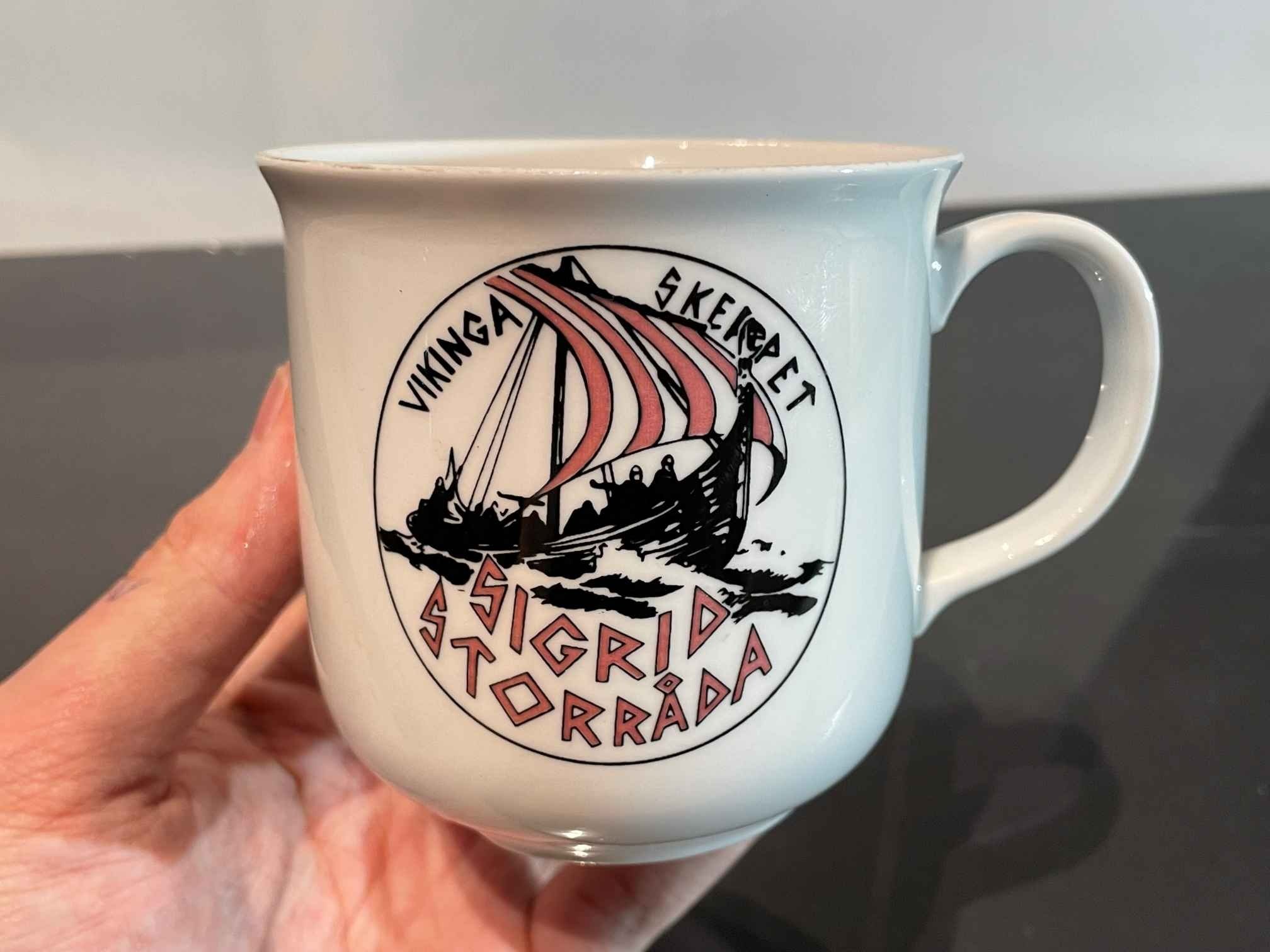 Vikingaskepp Mugg Sigrid Storråda .. | Köp från analogi på Tradera ...