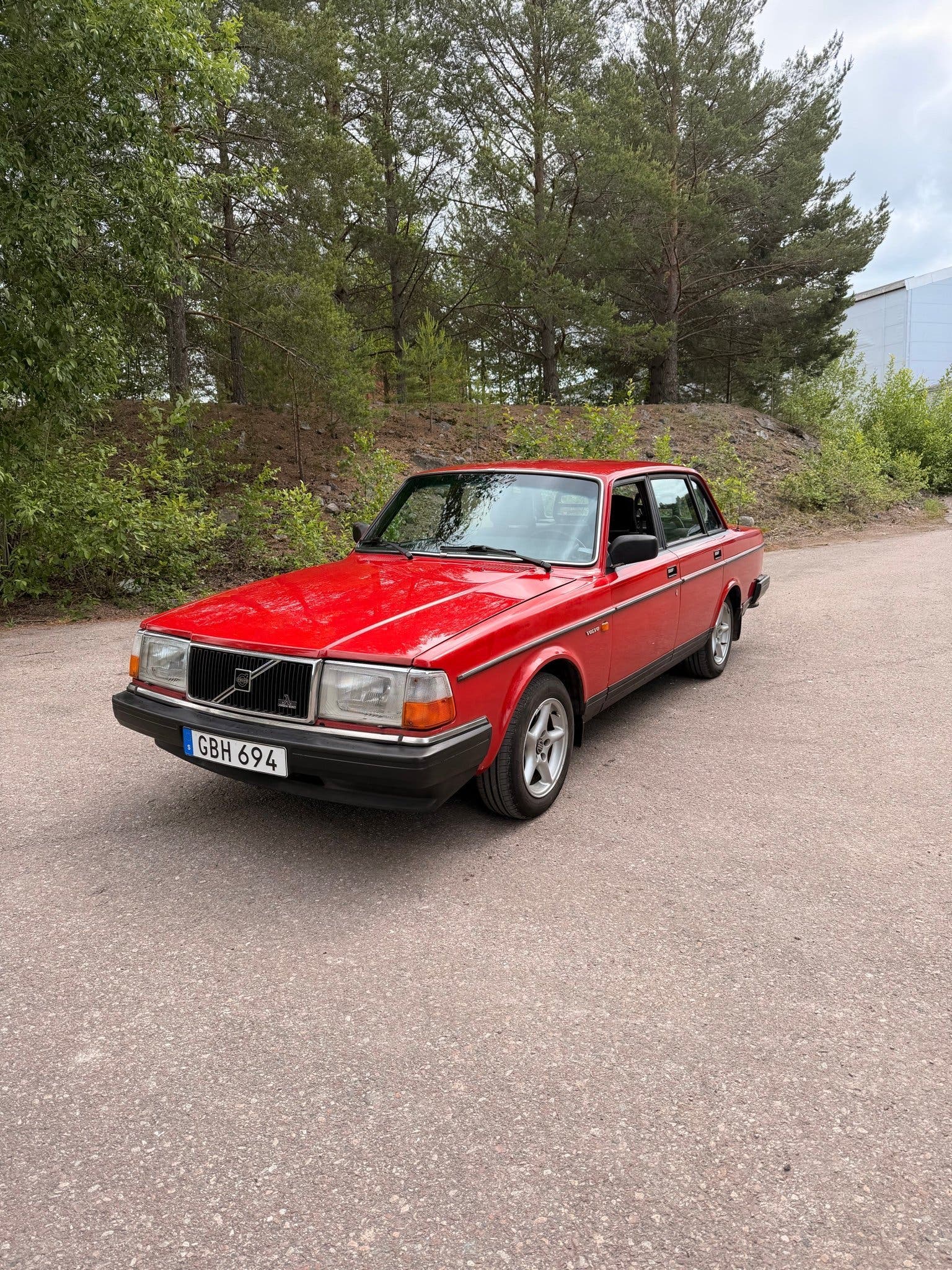 Volvo 240 1988, Nybesiktigad, Skattefri | Köp på Tradera (736975018)