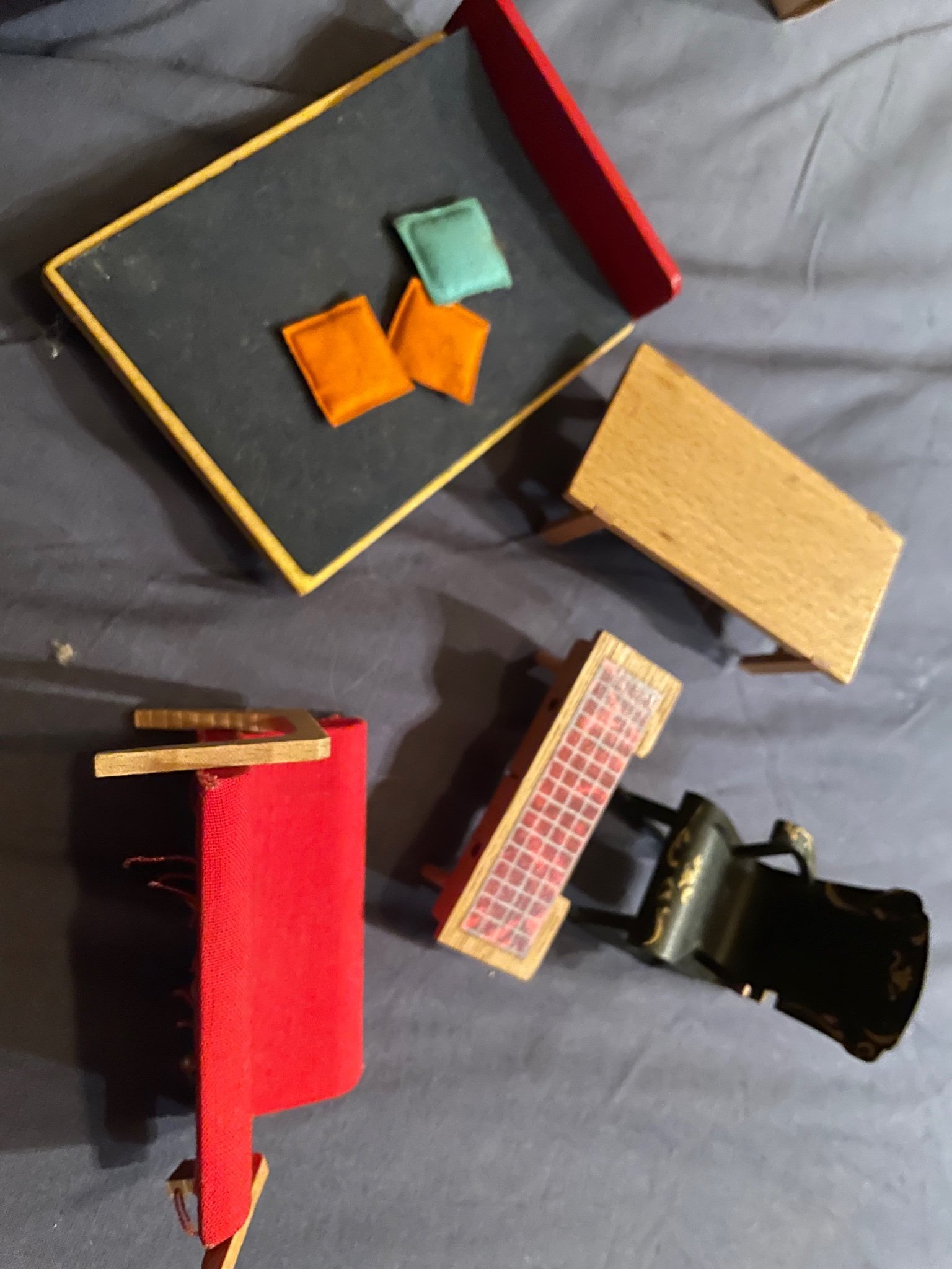 Leksaksmöbler | Köp på Tradera (709354347)