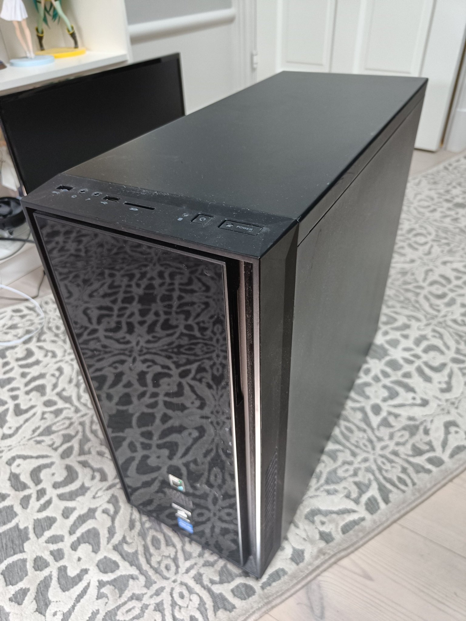 Se produkter som liknar BLI AV MED , STATIONÄR GAMING.. på Tradera ...